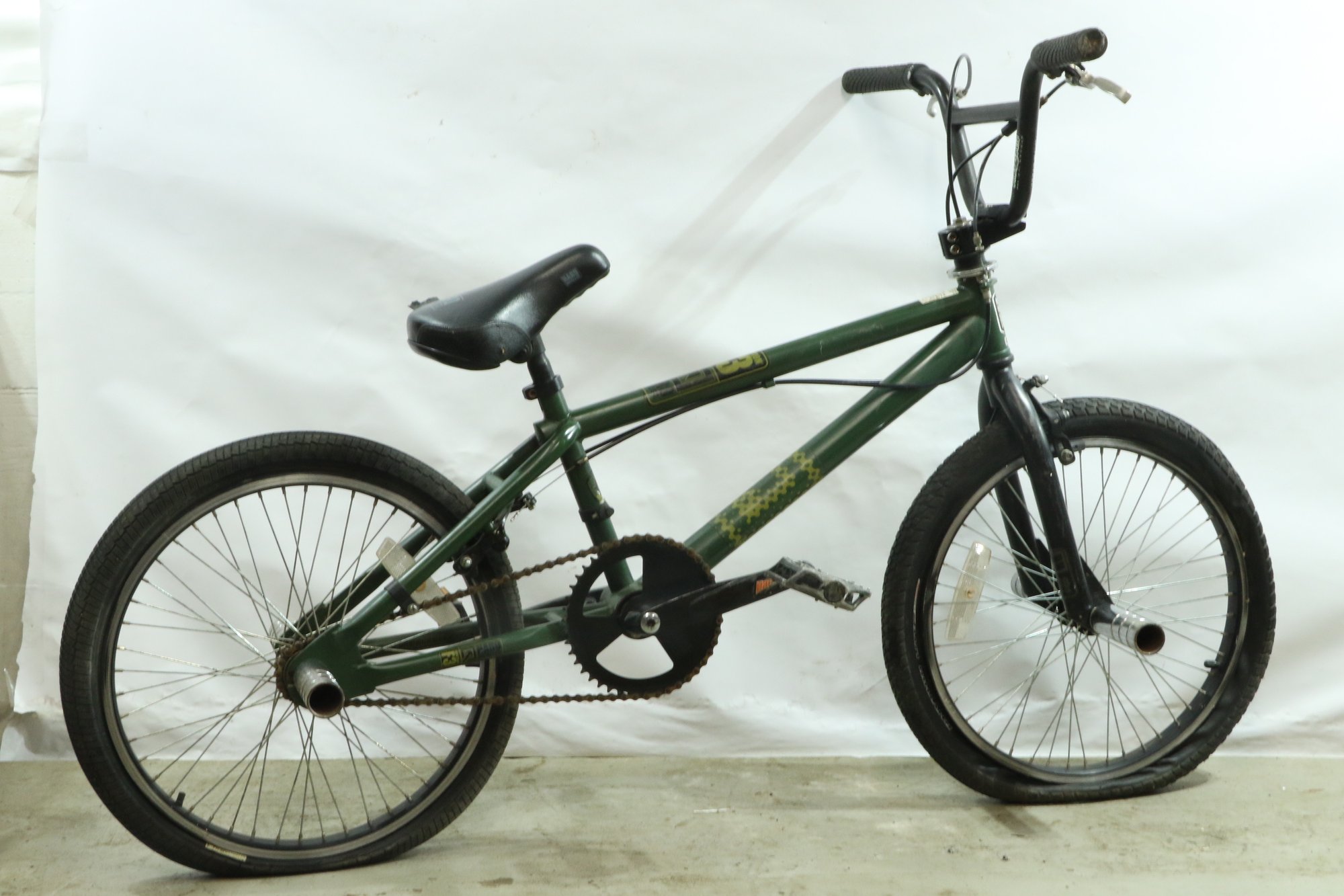 Vintage Haro F Series F3 Green BMX Bike #160705 | Auctionninja.com