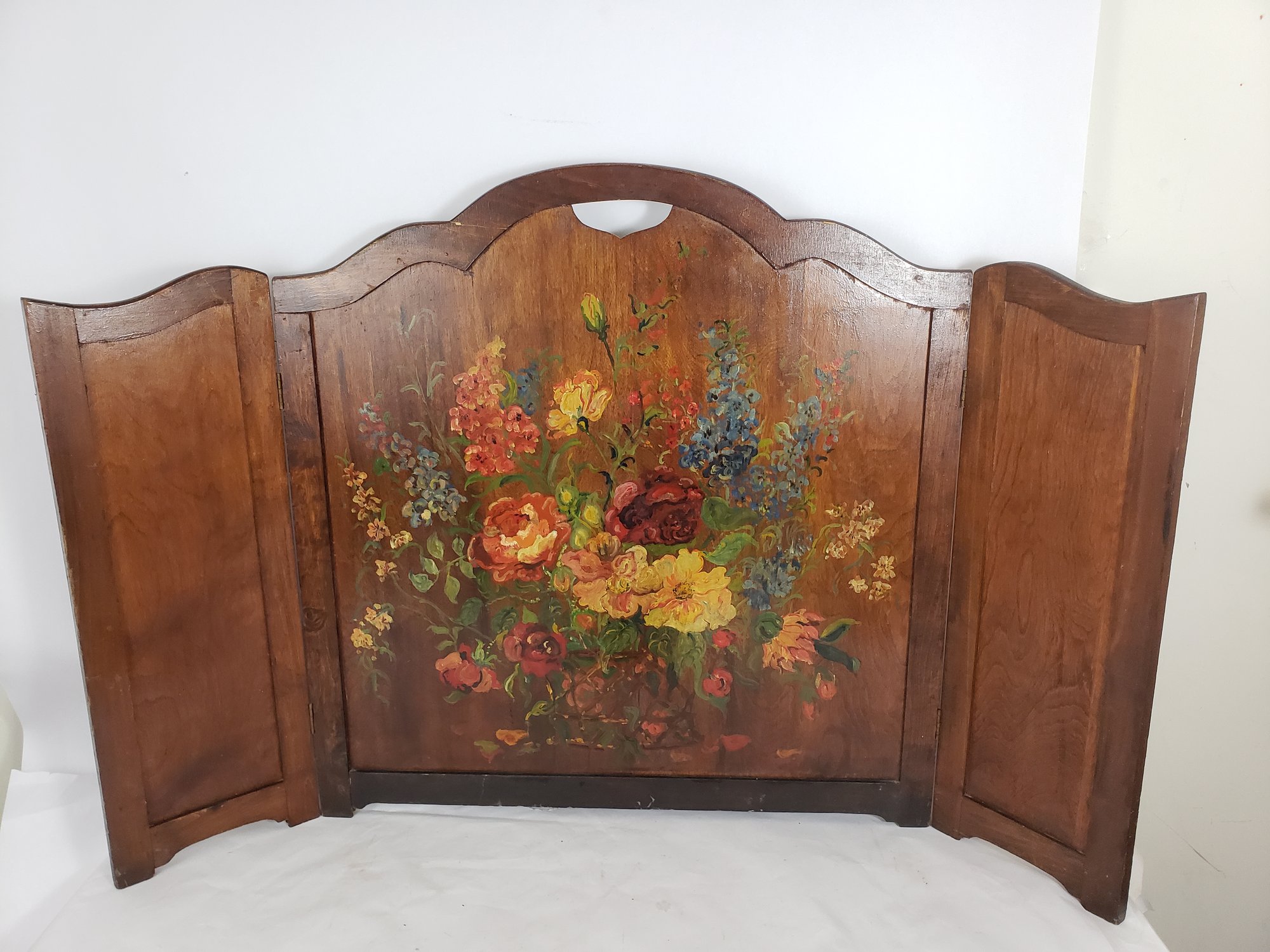 Victorian Hand Painted Wooden Folding Firescreen #198109 | Auctionninja.com