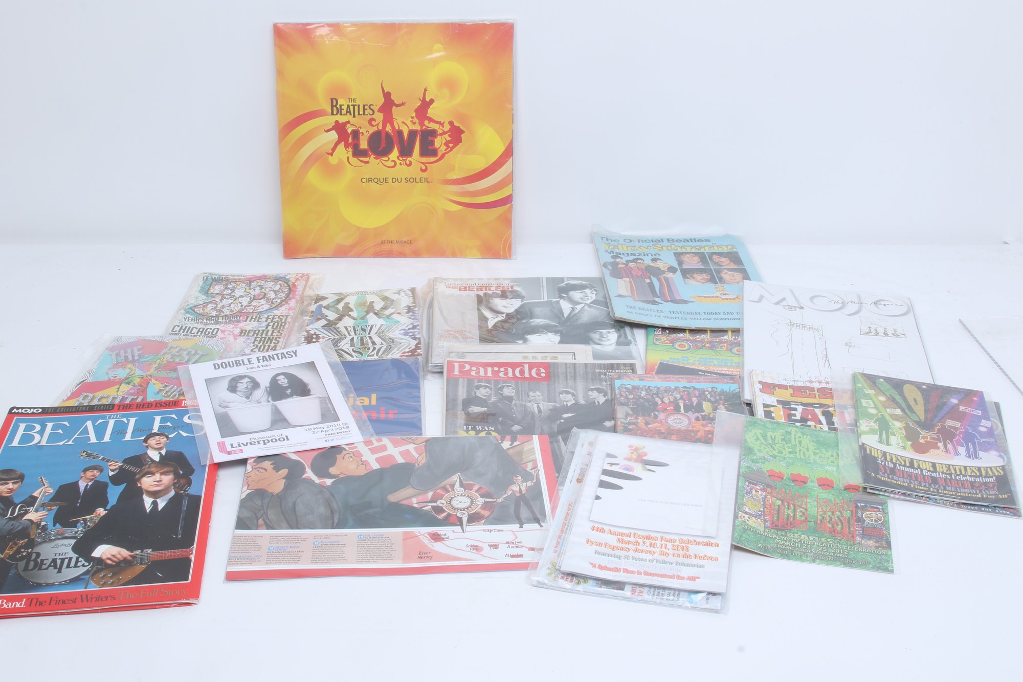 The Beatles Lot Of Magazines Fan Fest 1968 Yellow Submarine Magazine ...