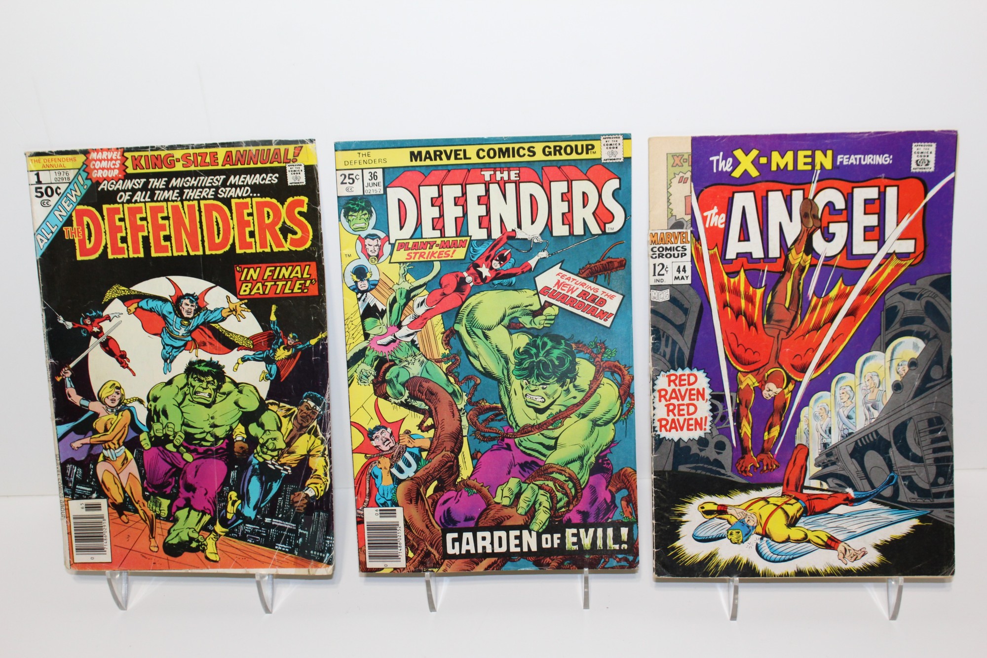 3 Collectible Comics Uncanny X-Men #44, Defenders Annual #1, Defenders ...