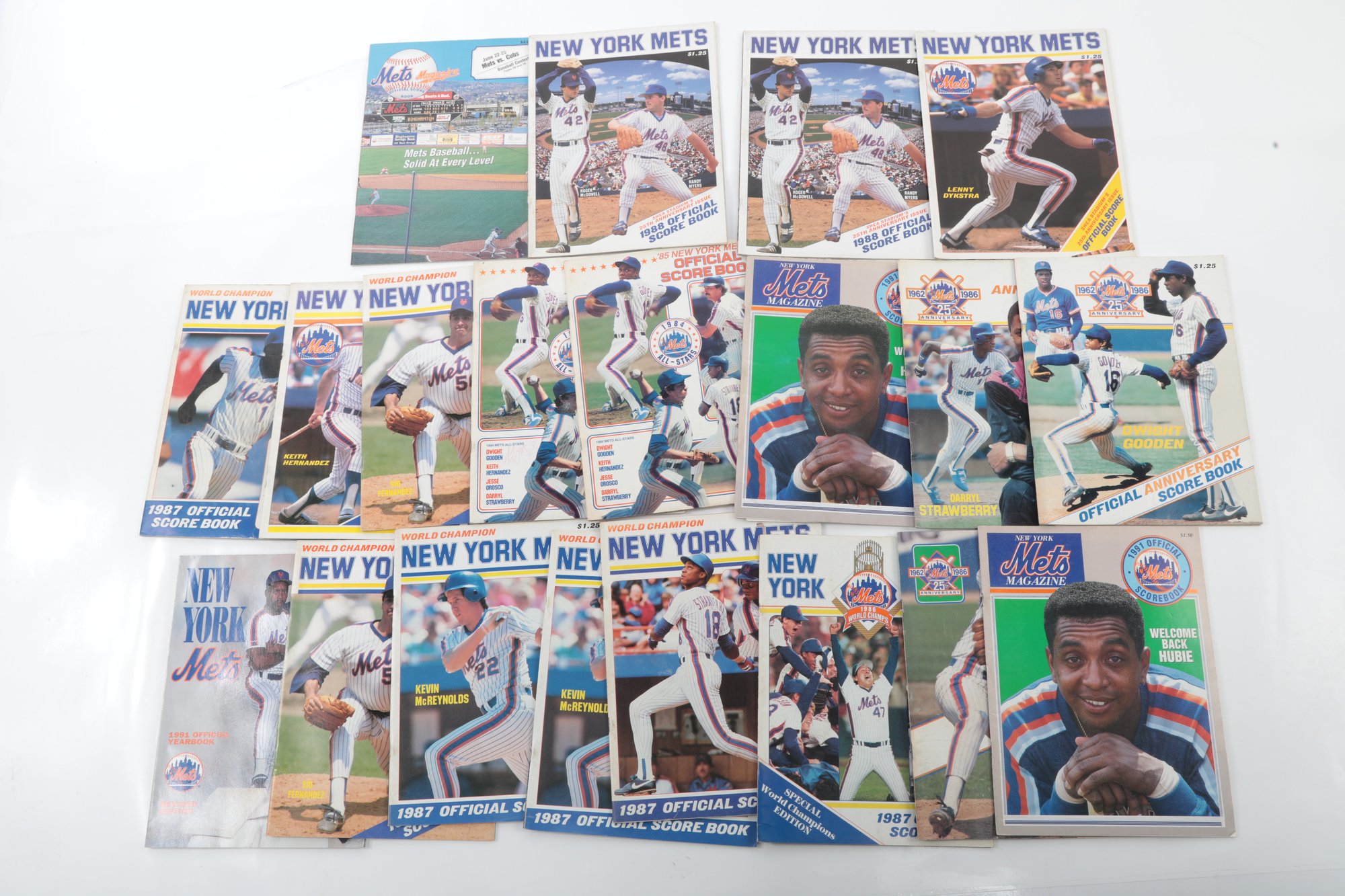 ((20) 1980's & 1990"s Scorebook NY Mets Magazines Dwight Gooden Daryll ...