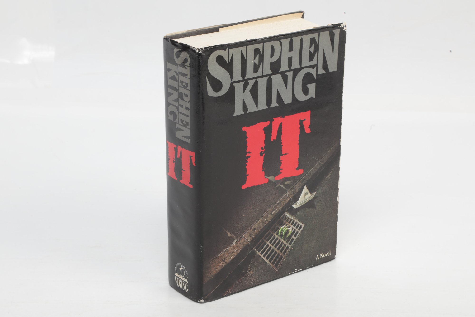 Stephen King IT 1986 Hardcover Dj #204192 | Auctionninja.com
