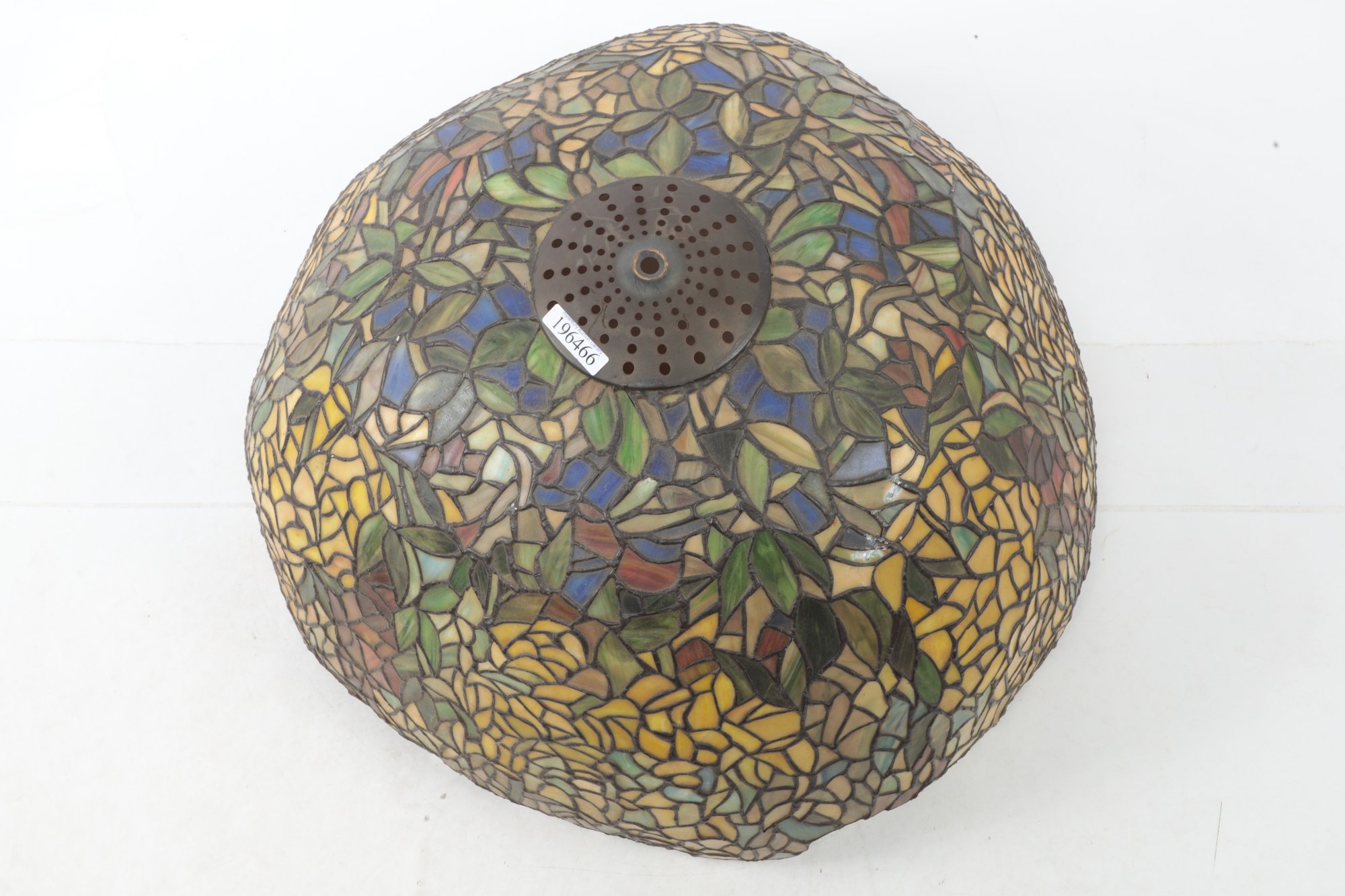 Large Antique Tiffany Style Glass Lamp Shade #196466 | Auctionninja.com
