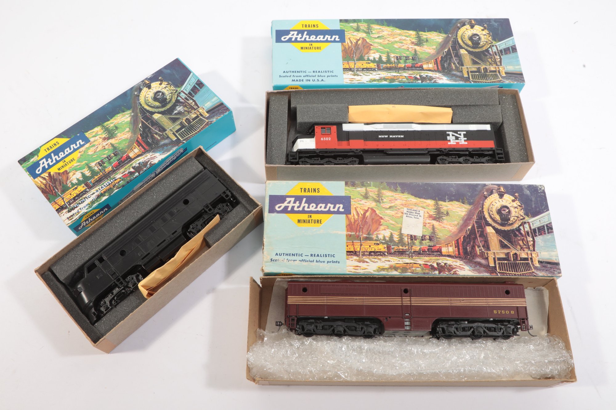 Lot Of Athearn Trains In Miniature HO Scale Locomotives #256504 ...