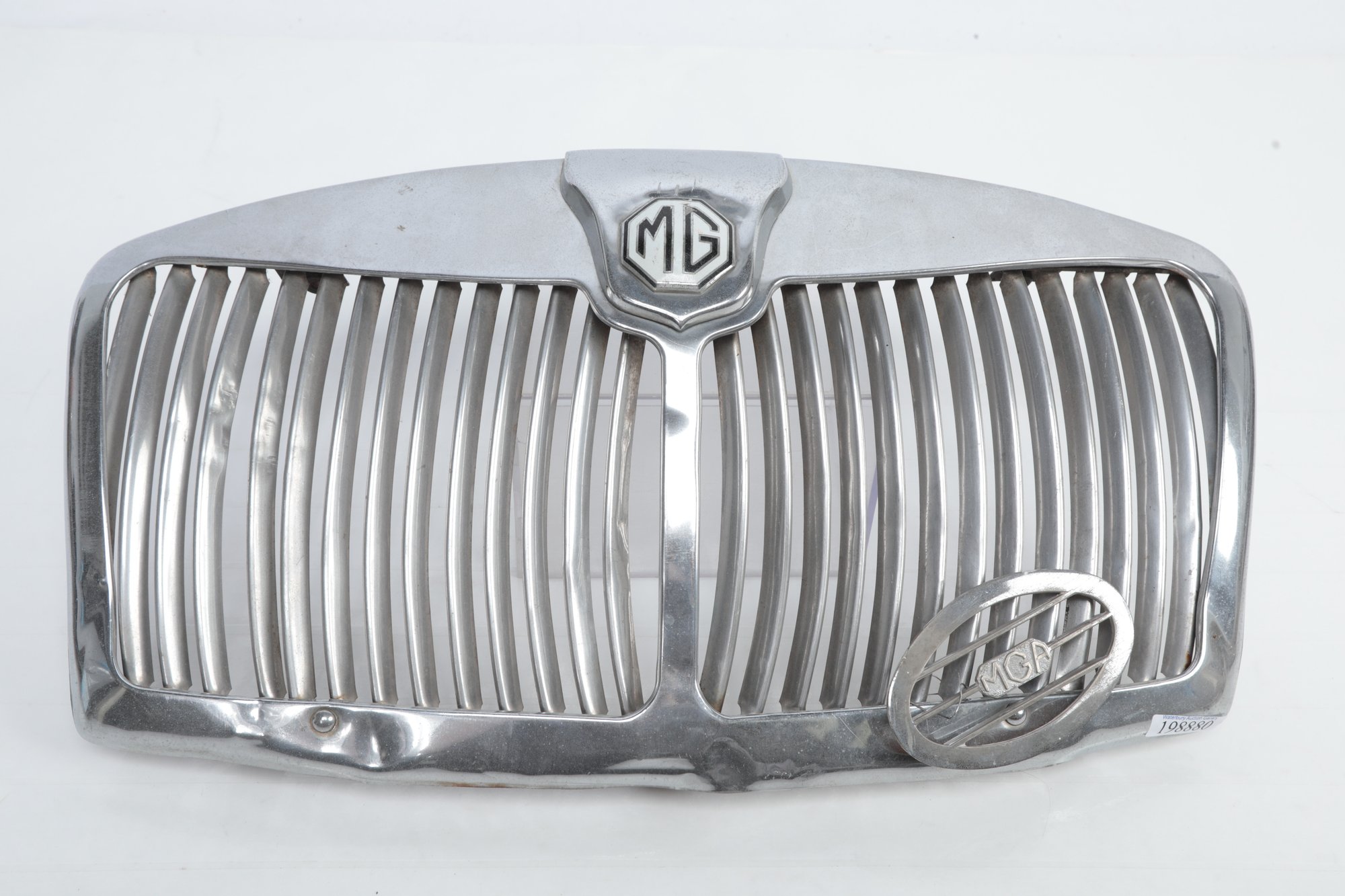 Vintage MG MGA Front Grill In Chrome #198880 | Auctionninja.com