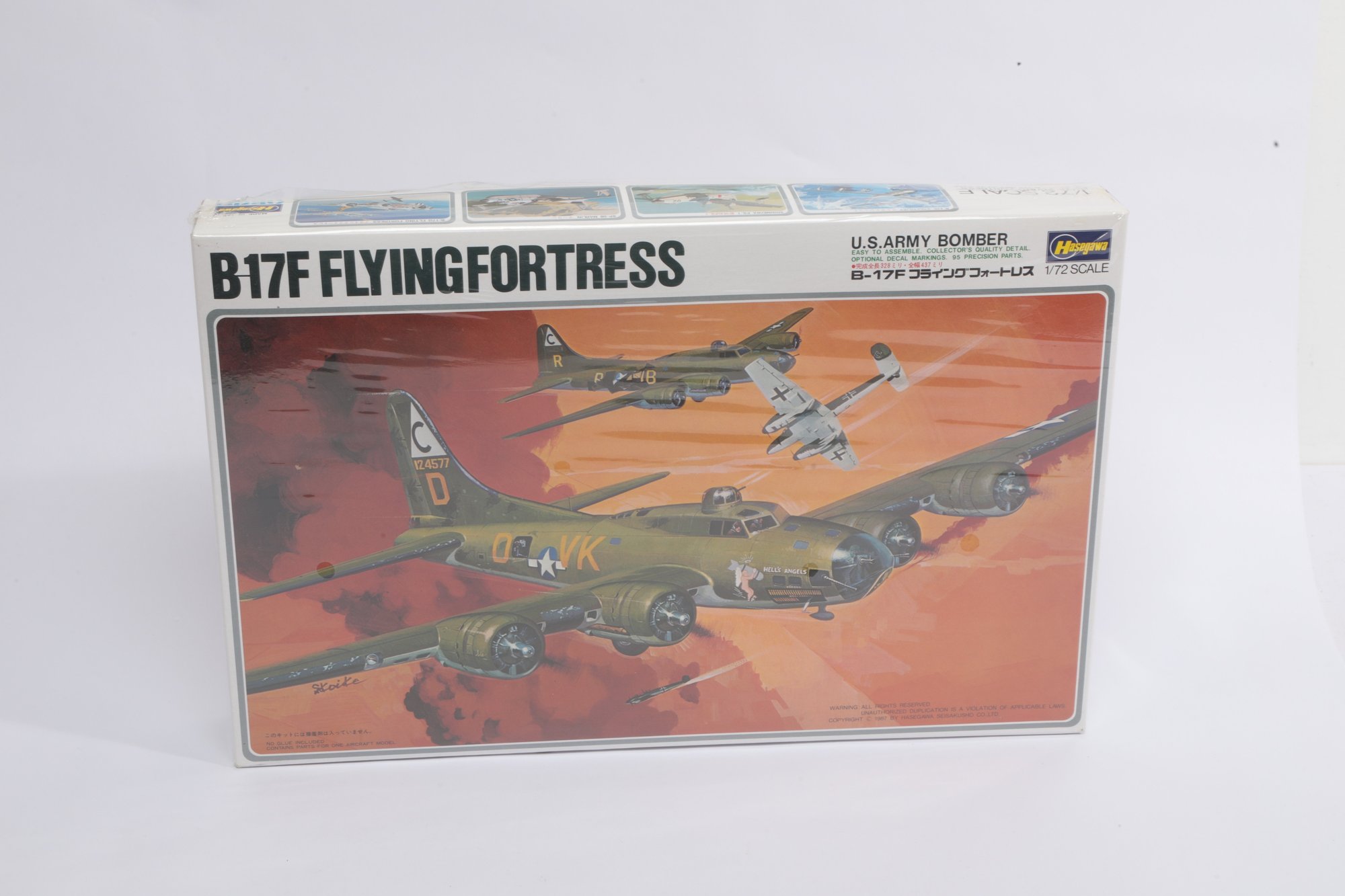 B-17F Flying Fortress Model Kit WWII Bomber #256946 | Auctionninja.com