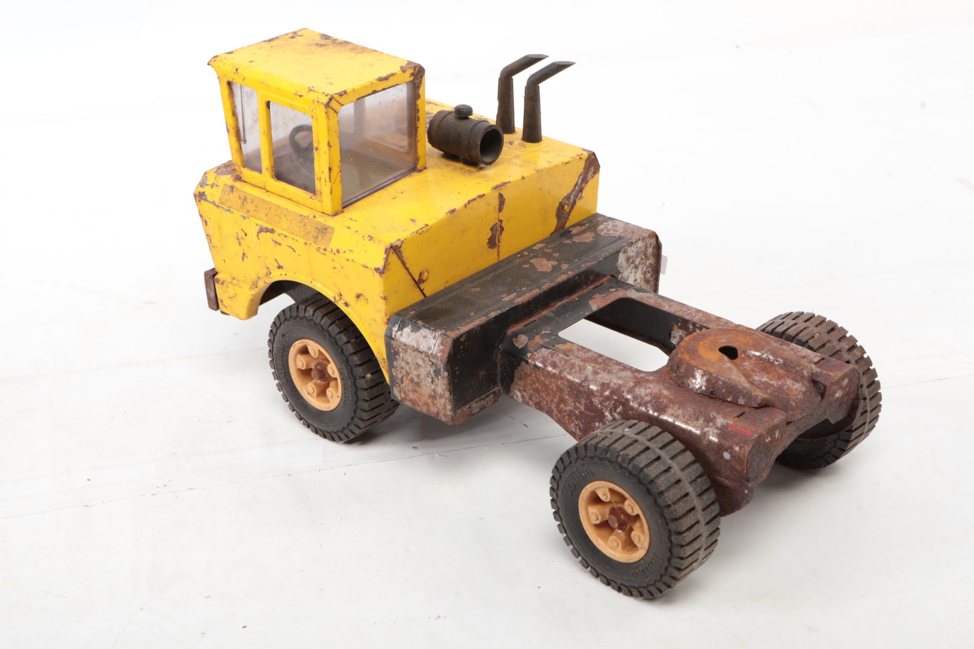 Vintage Tonka Pressed Steel Car Carrier #237802 | Auctionninja.com