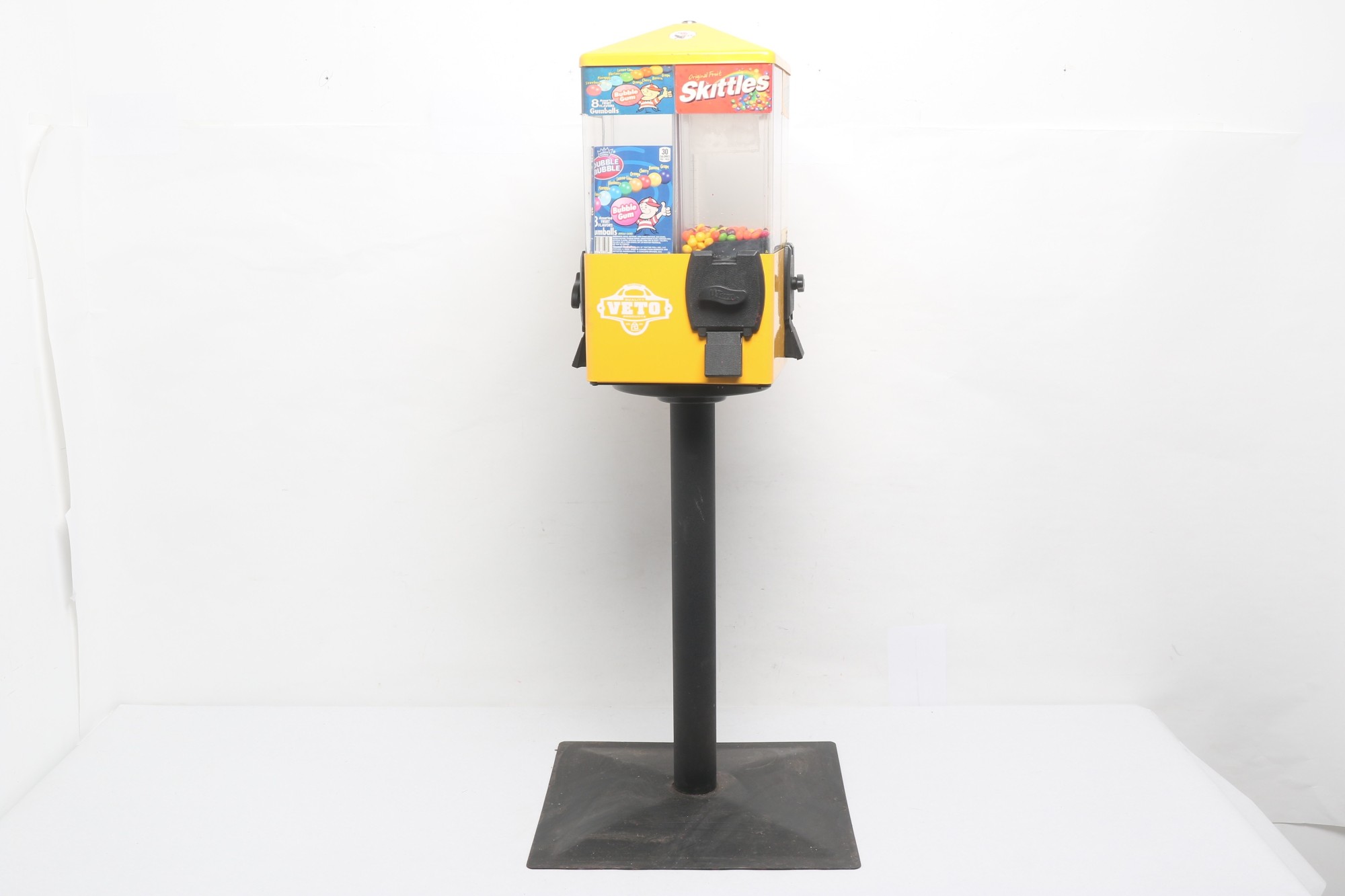 Candy Vending Machine For Skittles And Gumballs #223513 | Auctionninja.com