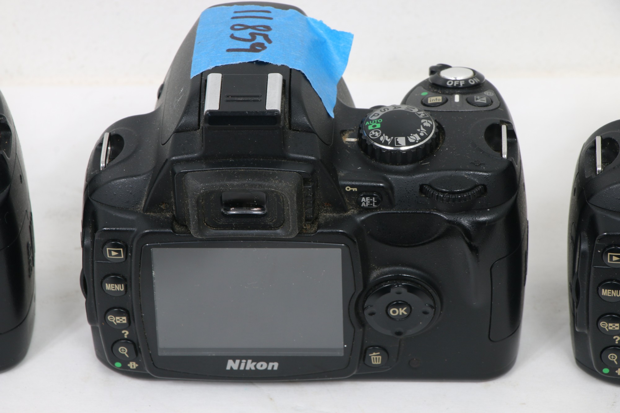 Group Of 3 NIKON D40 DSLR Cameras #222114 | Auctionninja.com