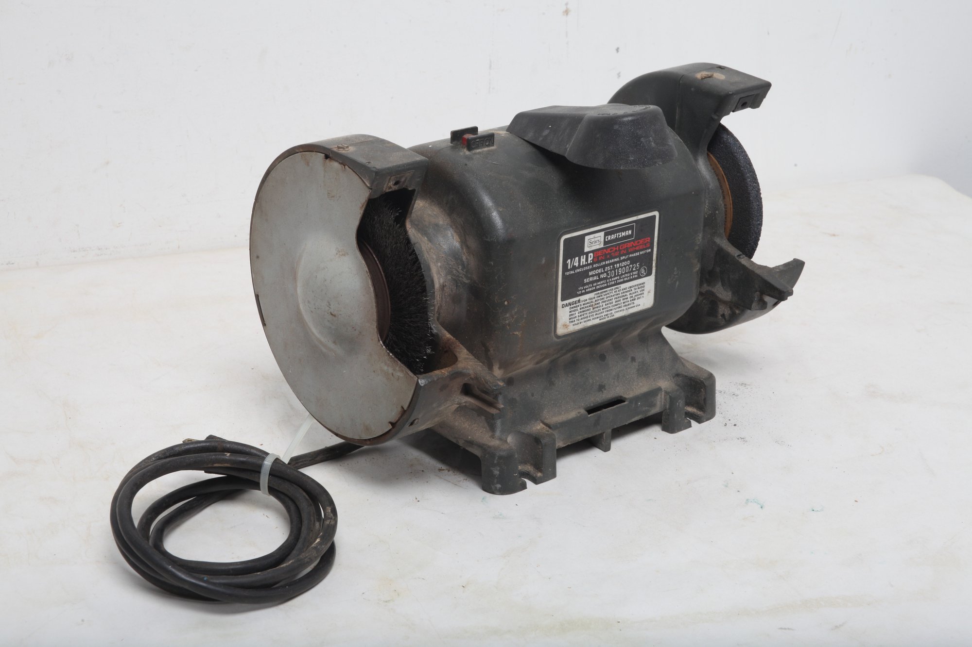 Vintage Sears Craftsmen Model 1257. 191200 Bench Top Grinder (1/4 HP ...