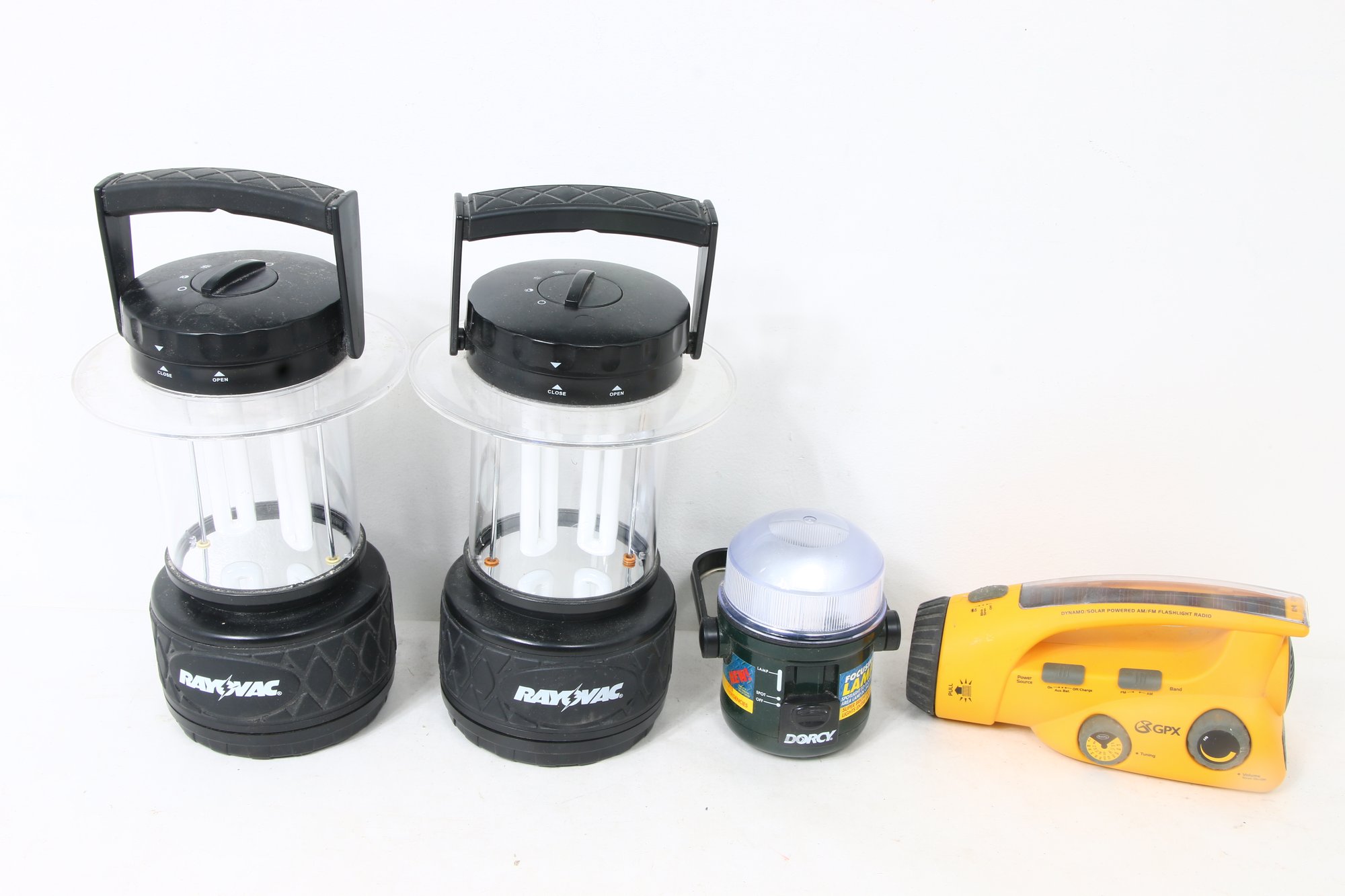 Pair Of Rayovac Lanterns And Solar Powered Flashlight Radio #188960 ...