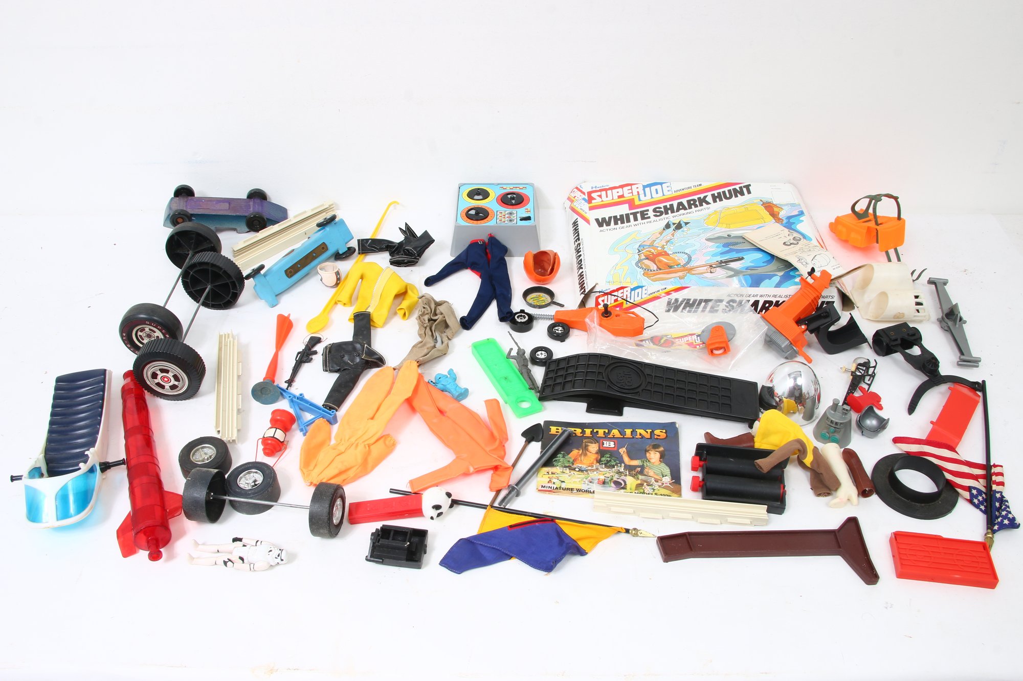 Group Of Various Vintage Toys Parts - Drawer Find #190276 ...