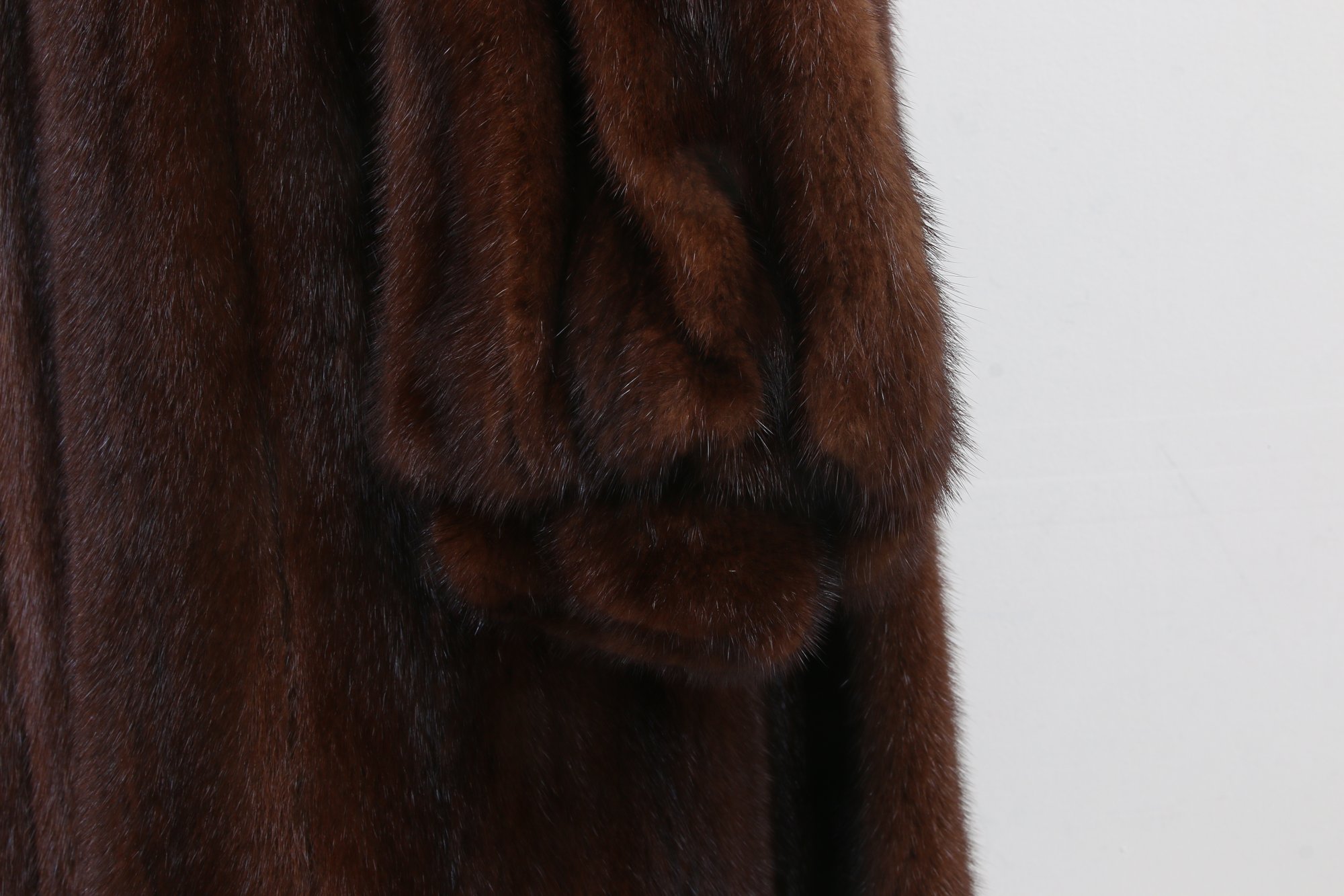 Vintage Women's Mink Long Coat By Dion Furs Chicago #182450 ...