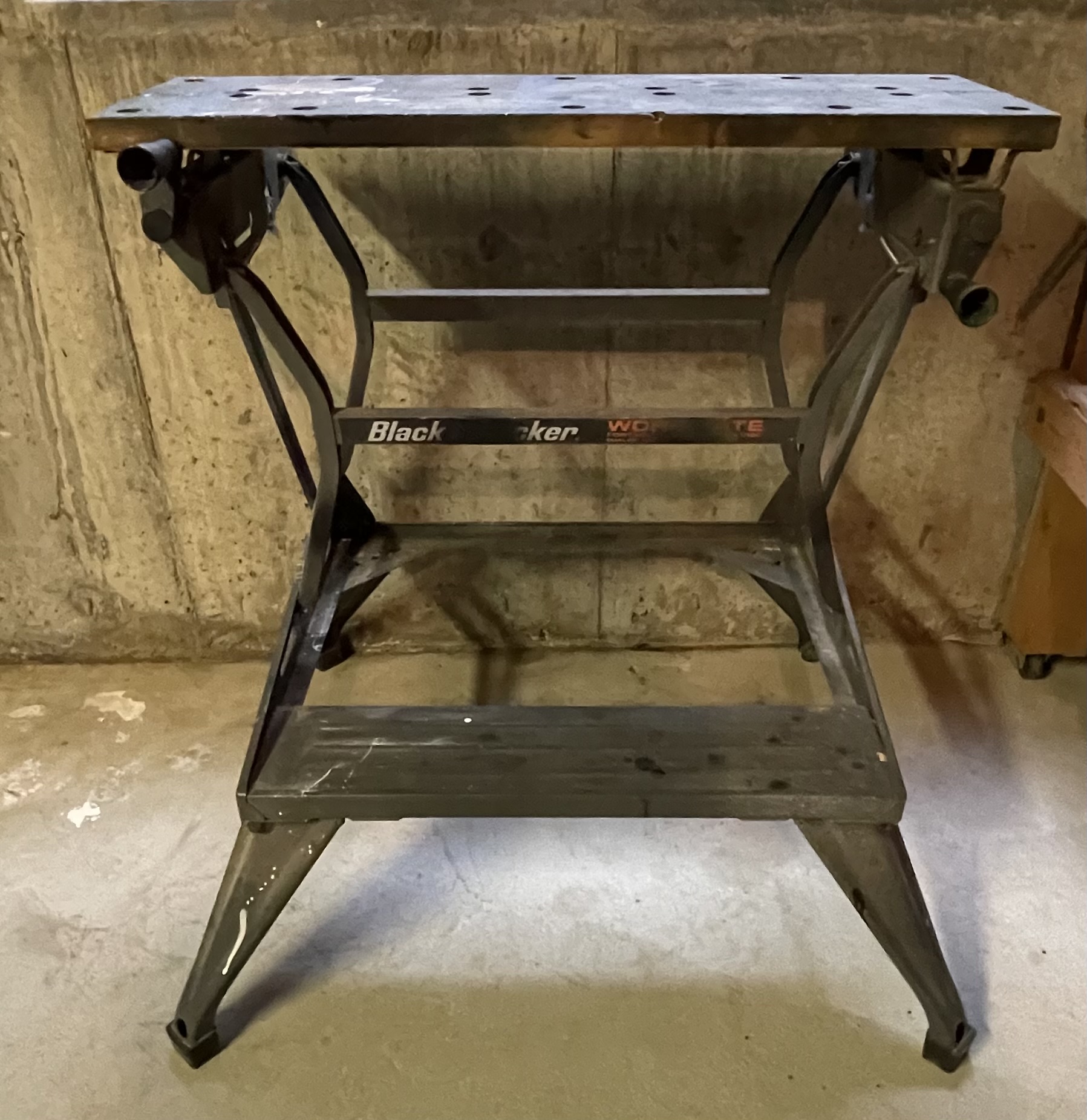 Black & Decker Workmate Collapsible Expandable Work Table #14207 ...