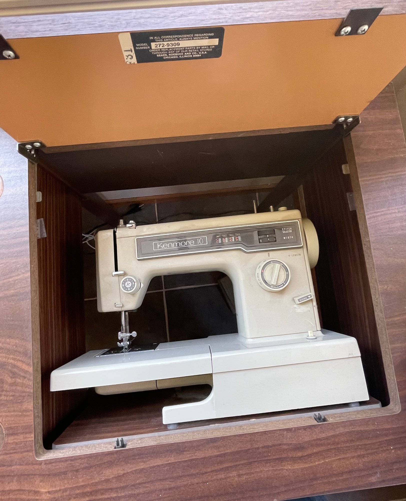 Kenmore Sewing Machine Table #13810 | Auctionninja.com