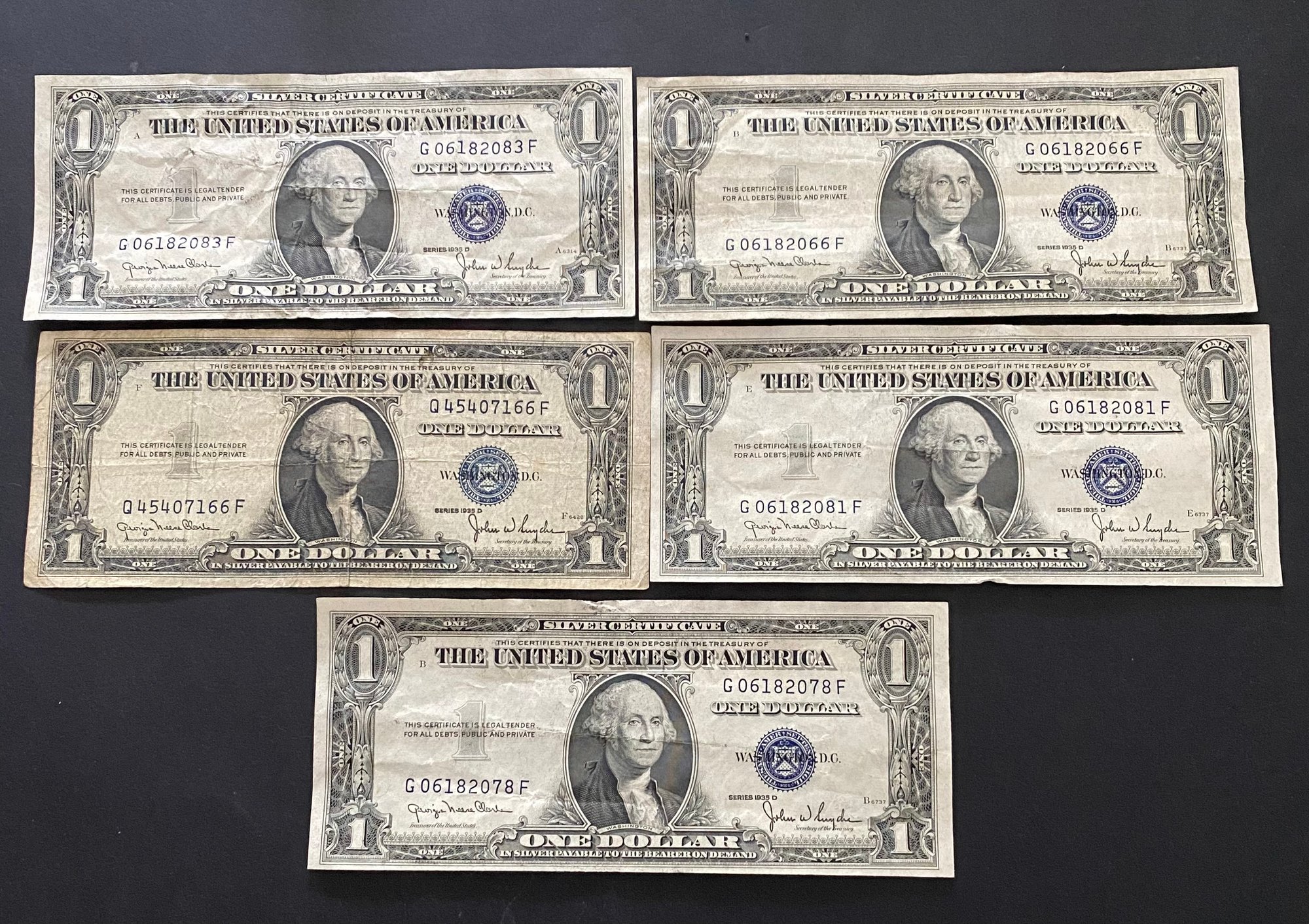 1935 D One Dollar Silver Certificate Lot Of 5 #20540 | Auctionninja.com