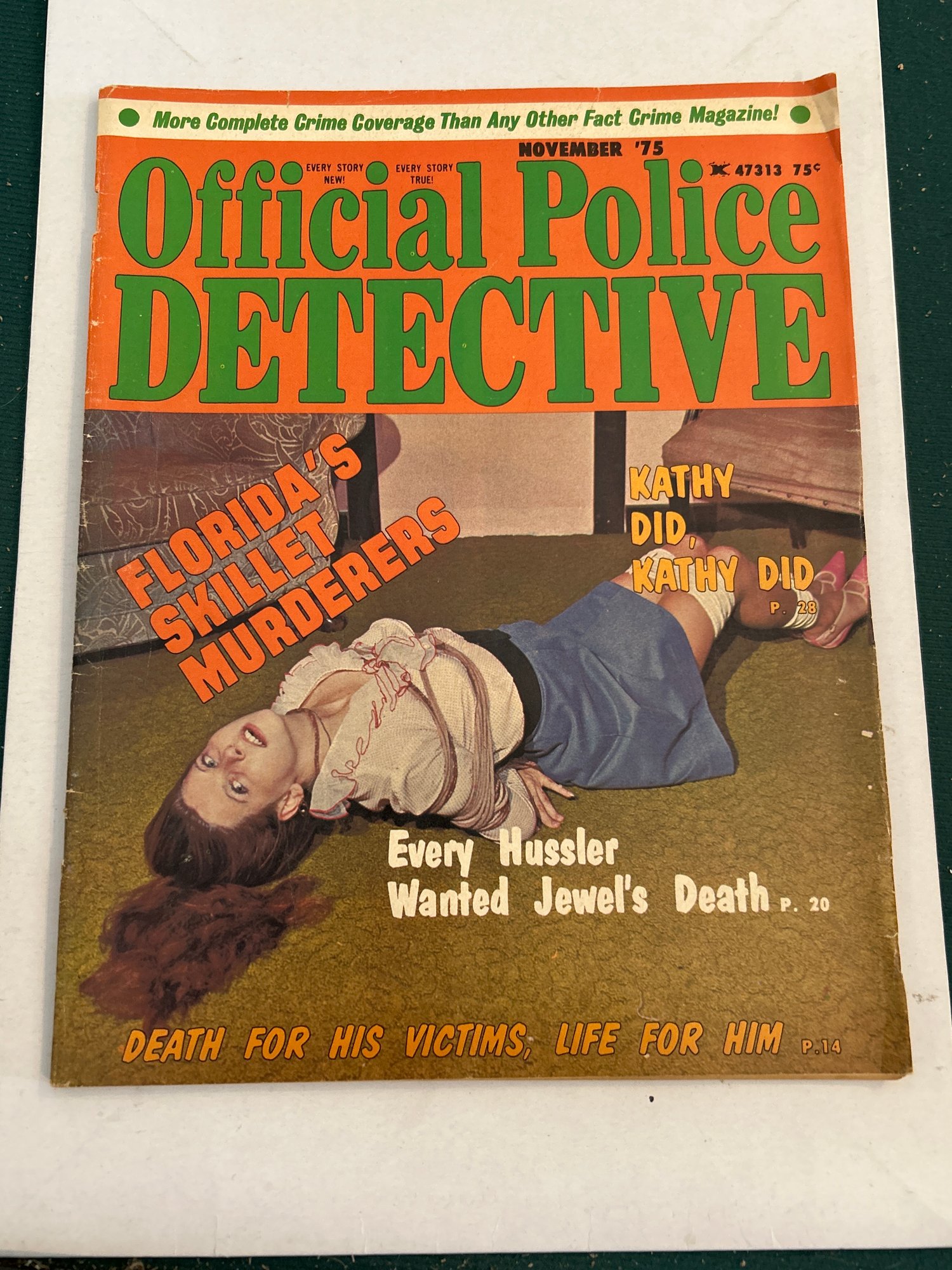 Police Detective Magazine Vintage 1975 #16009 | Auctionninja.com