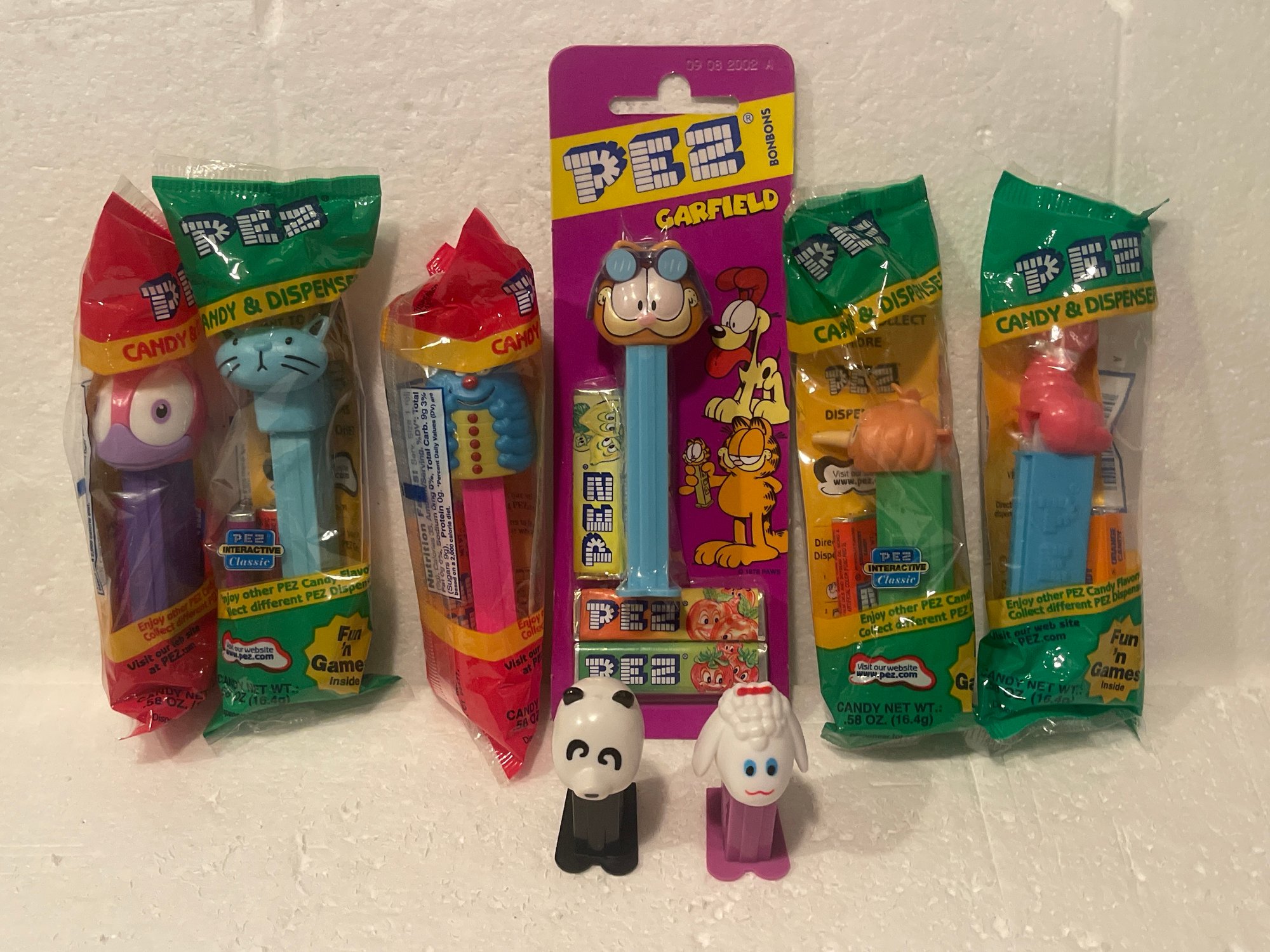 PEZ Vintage Assortment #20492 | Auctionninja.com