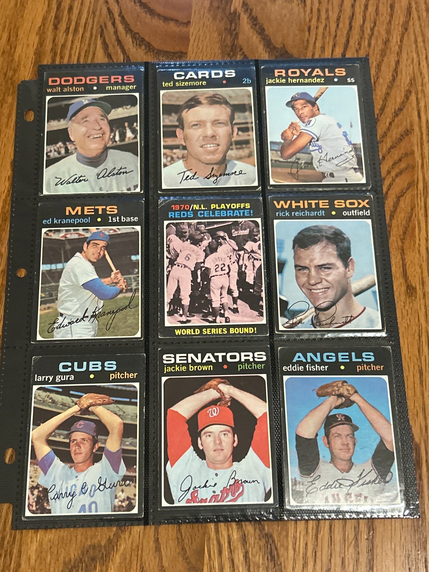 1971 Topps Lot Of (18) Assorted Baseball Cards #23875 | Auctionninja.com