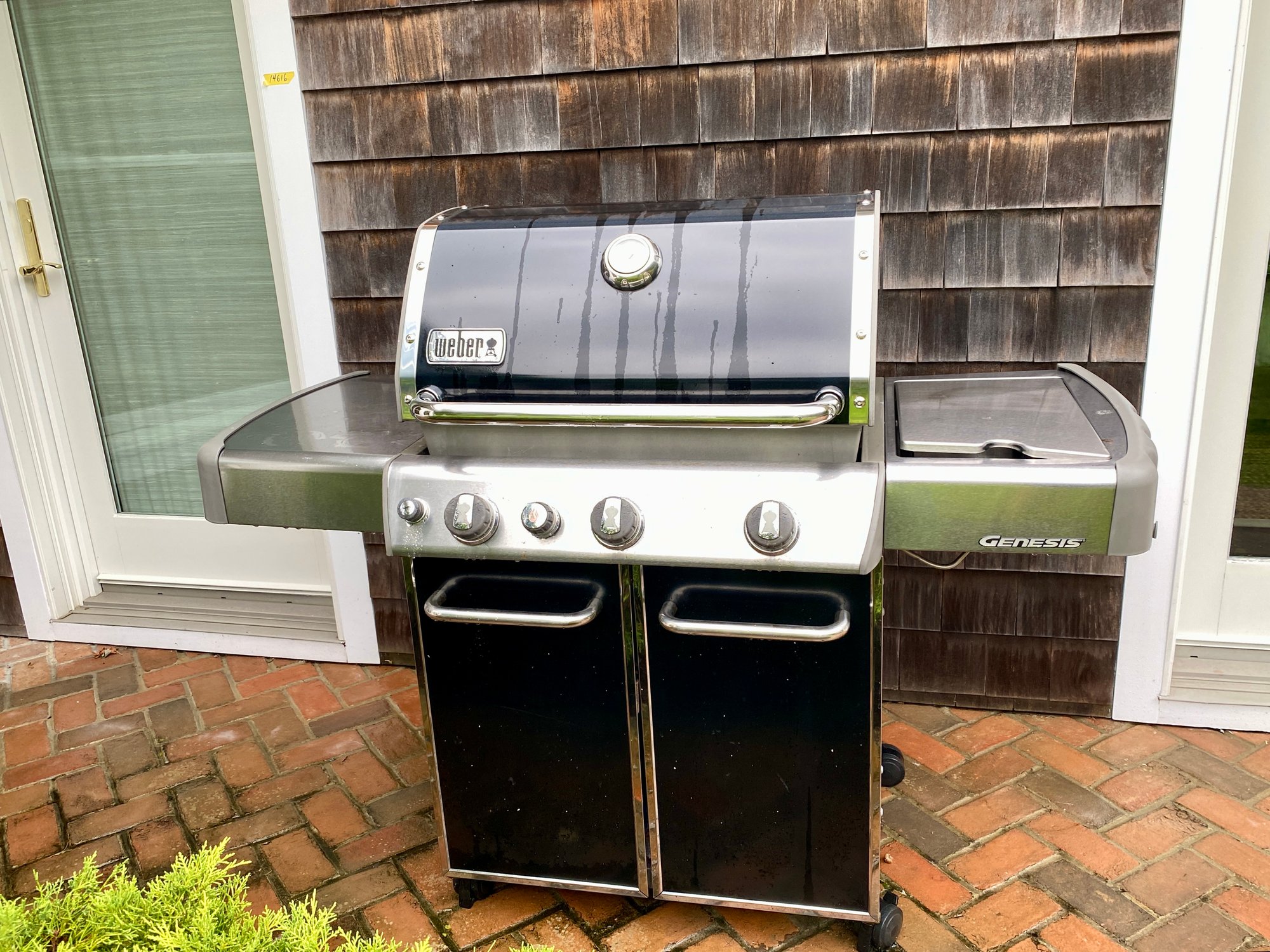 Weber Genesis BBQ Grill With Three Burners With Side Burner And Propane ...