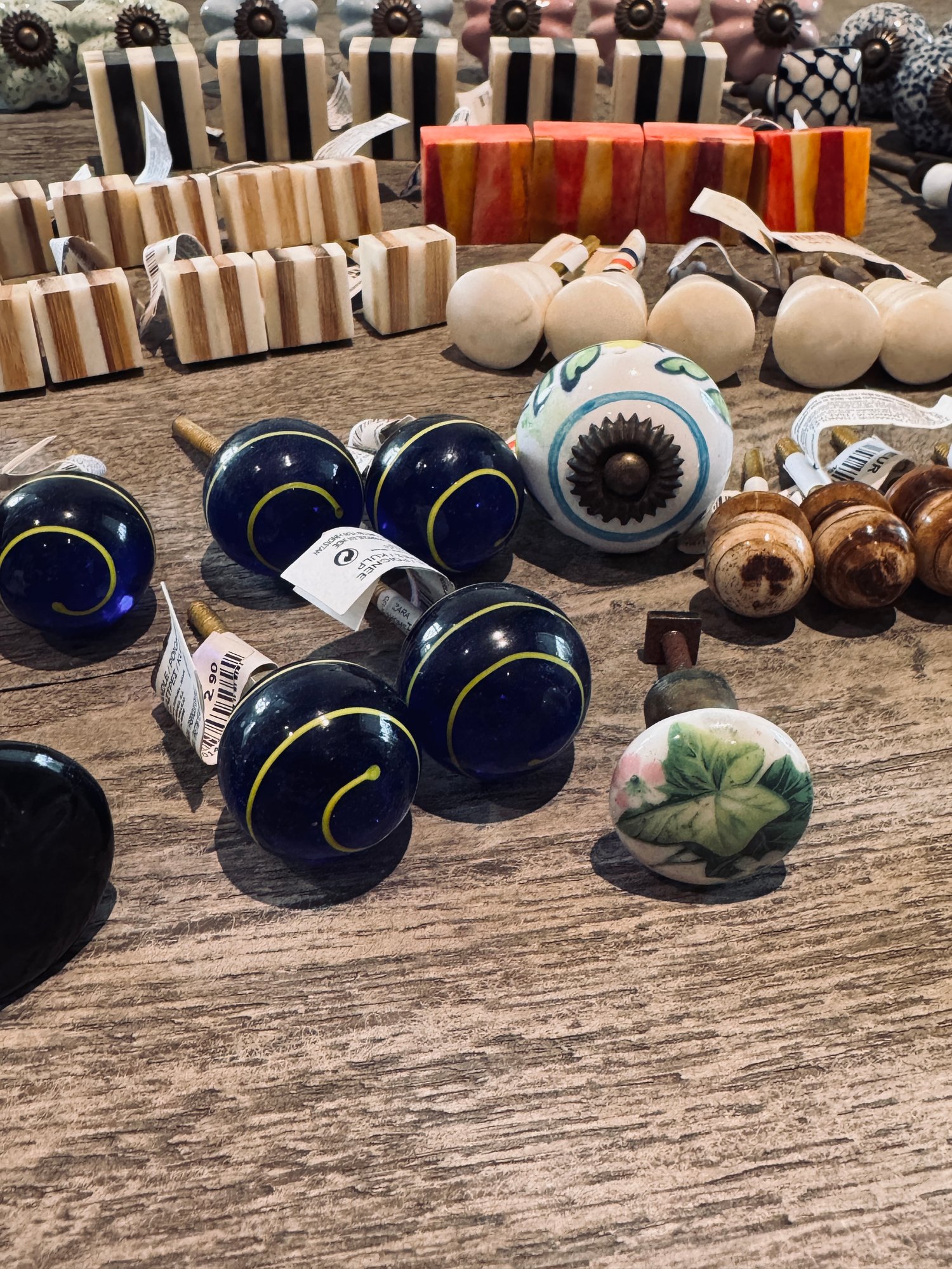 Large Collection Of Assorted Fun Drawer Pulls #16077 | Auctionninja.com