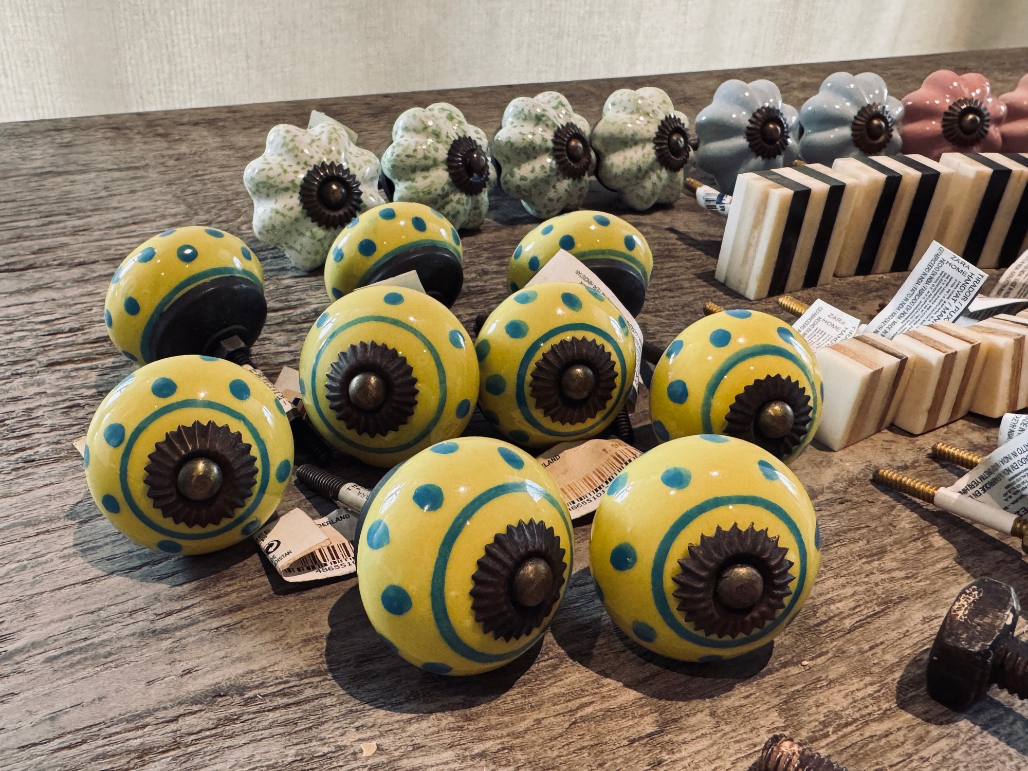 Large Collection Of Assorted Fun Drawer Pulls #16077 | Auctionninja.com