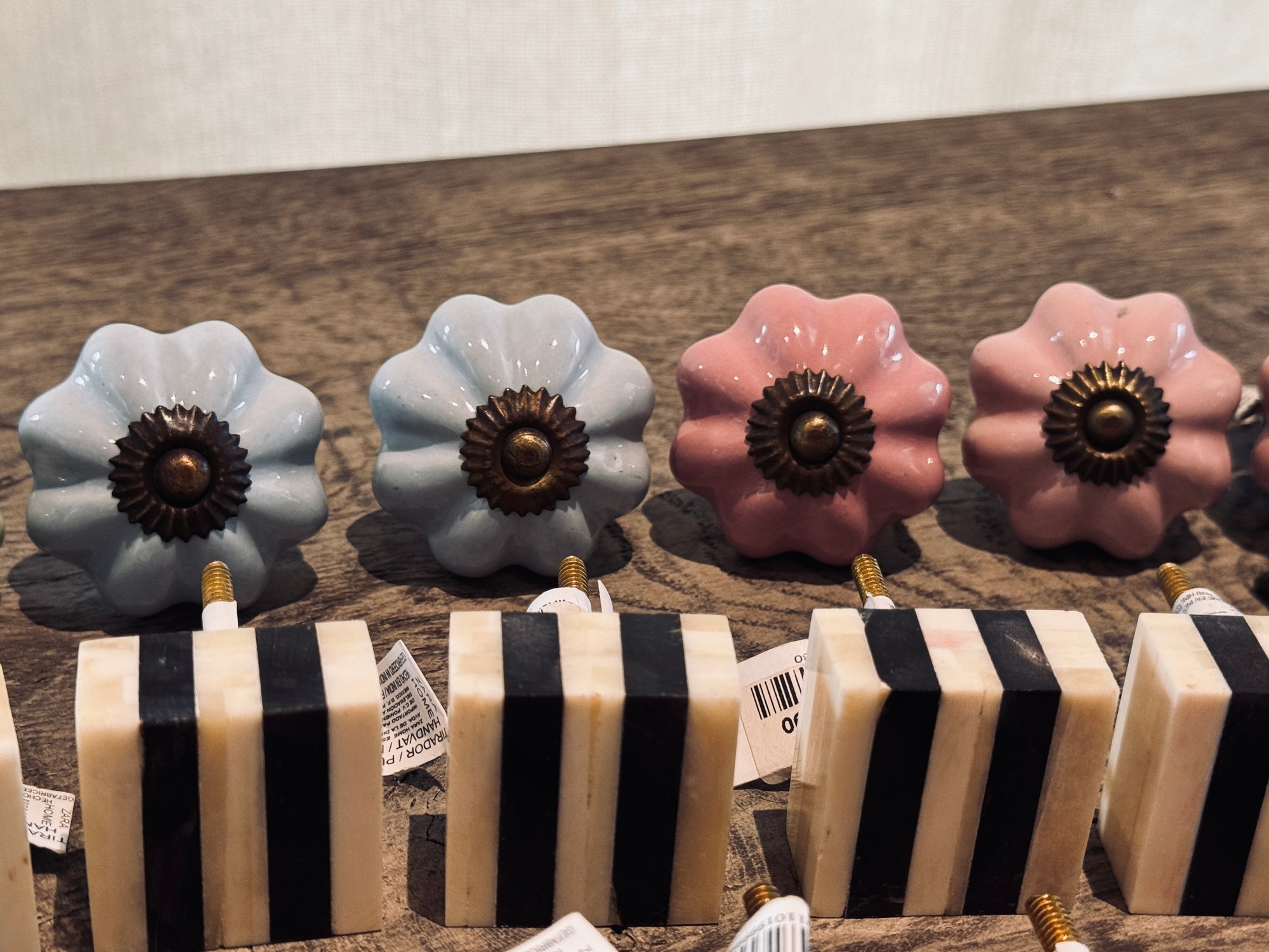 Large Collection Of Assorted Fun Drawer Pulls #16077 | Auctionninja.com