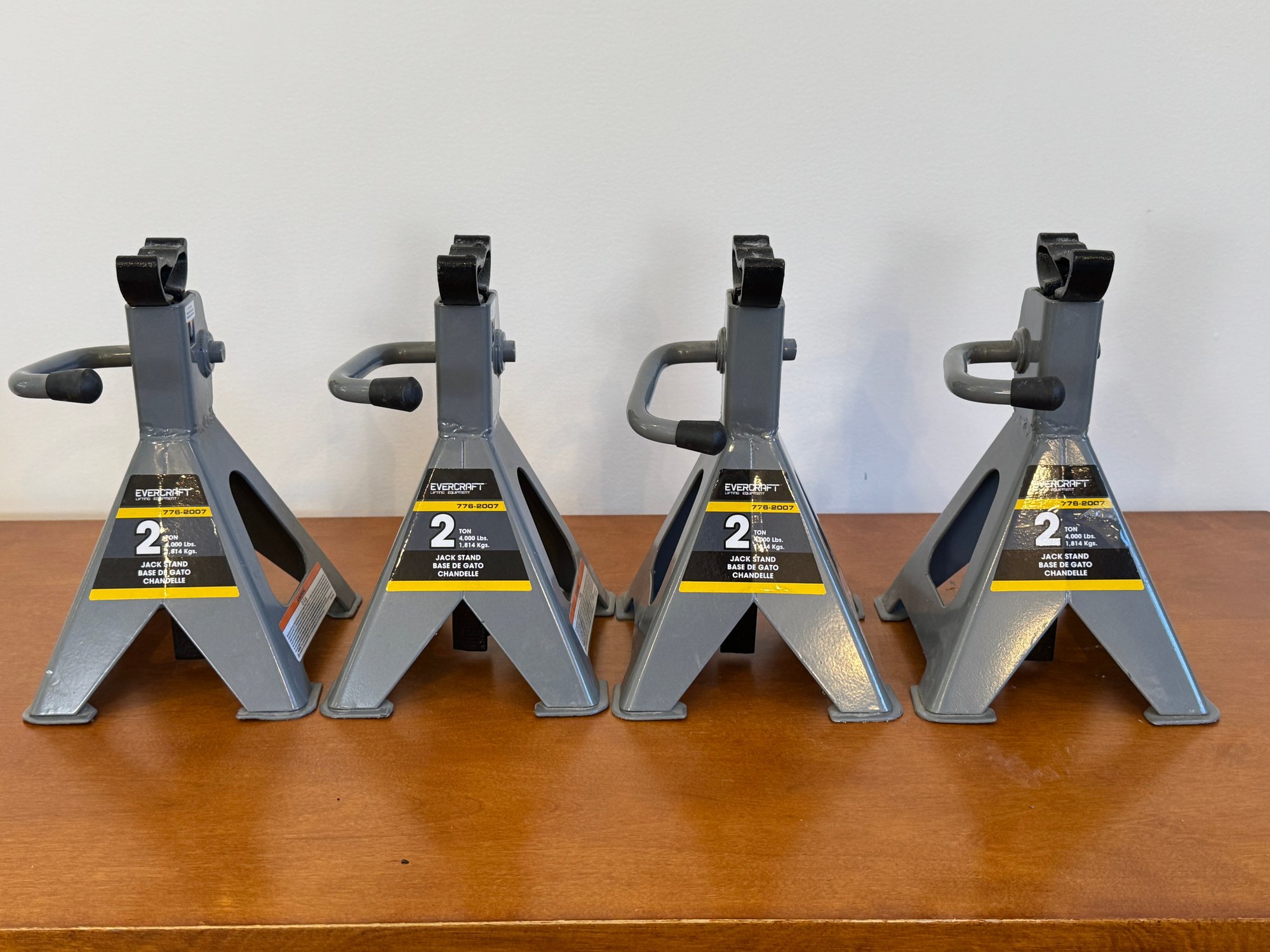 Set Of Four Jack Stands - Evercraft 2 Ton #20205 | Auctionninja.com