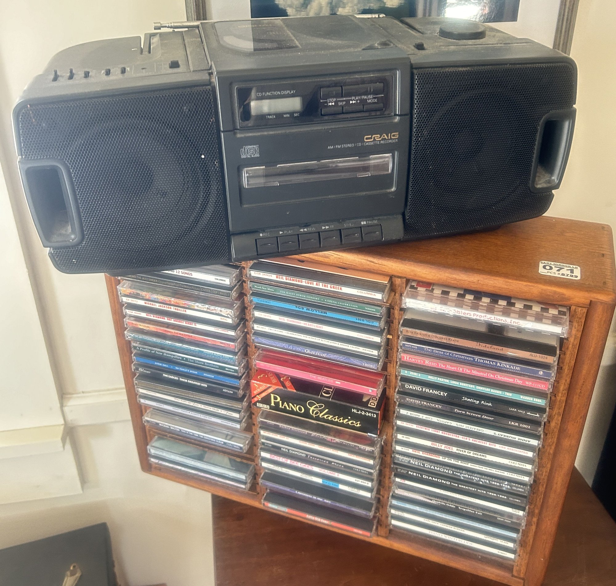 Craig AM/FM/CDCassette Compact Disc Player & Wooden CD Rack, 18" X 5" X ...