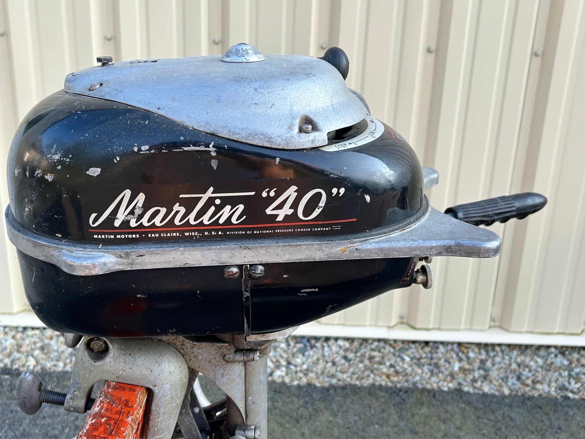 Vintage Martin "40" Outboard Boat Motor #6463 | Auctionninja.com