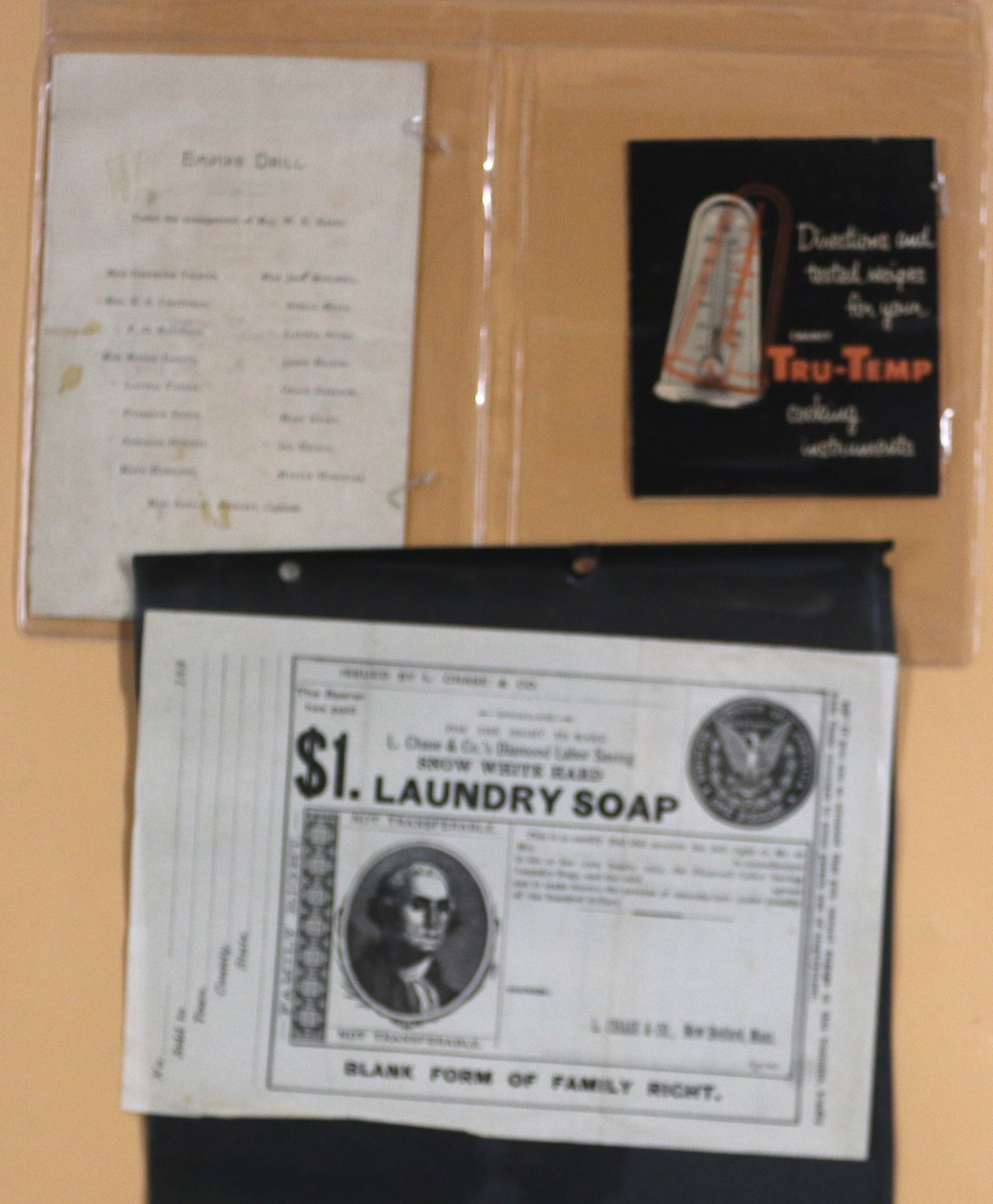 Varied Lot Of Ephemera - See Photos #13930 | Auctionninja.com