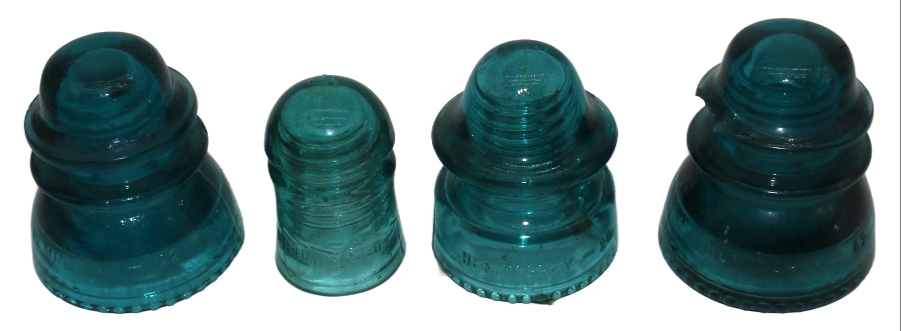 Four Insulators - 3 Hemingray - 1 Brookfield - 1 Has Chip #14170 ...