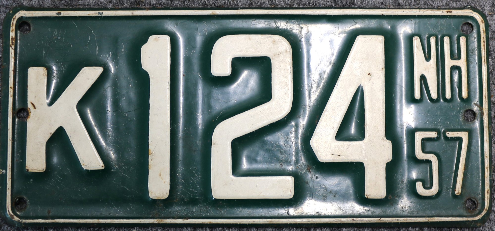 1957 New Hampshire Boat License Plate #14191 | Auctionninja.com