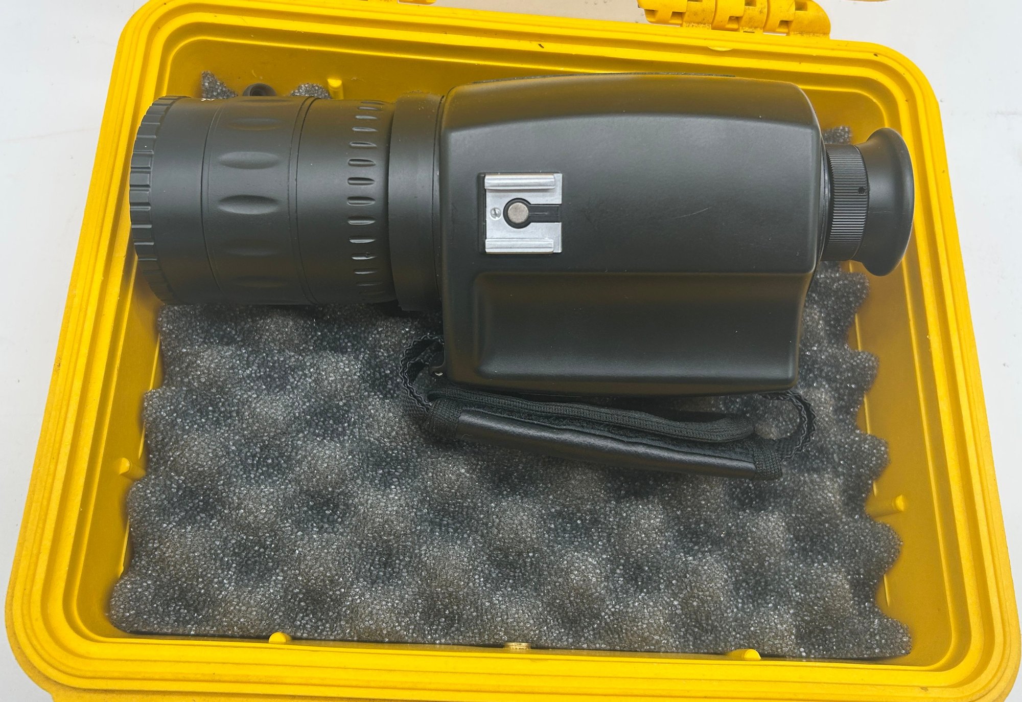 Bushnell Night Vision Scope In Plastic Carrying Case #21783 ...