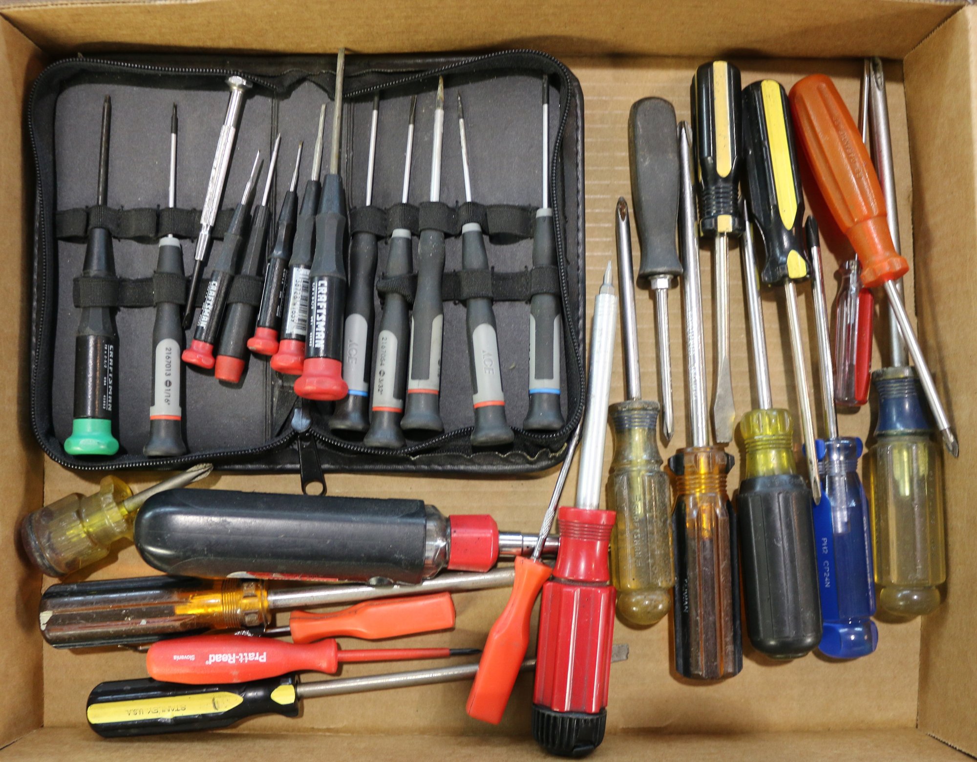 Screwdriver Lot - All Used #15894 | Auctionninja.com