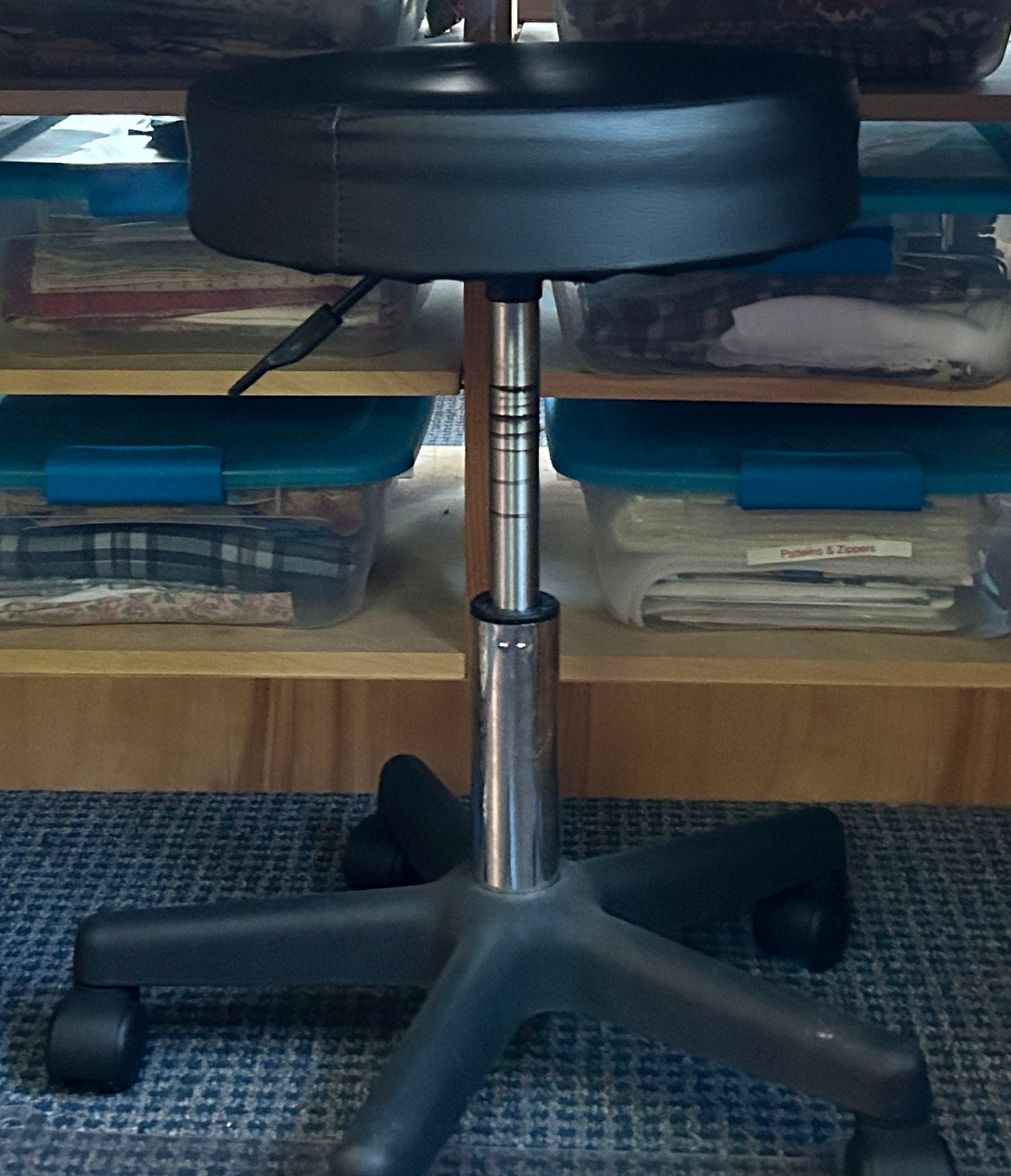 Backless Rolling Stool - 14" R #12095 | Auctionninja.com