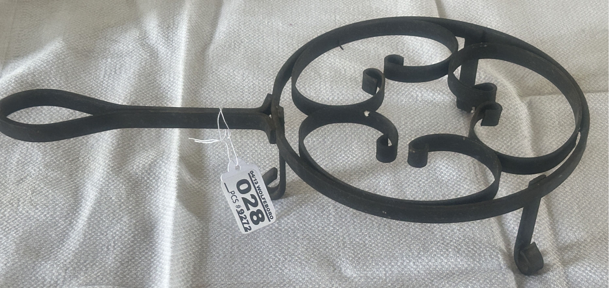 Black Wrought Iron Raised Trivet, 12"L #9272 | Auctionninja.com