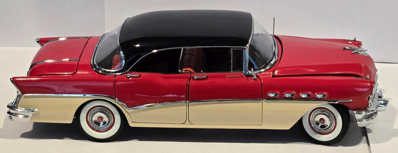 1956 Buick Roadmaster Danbury Mint Model Car #1514 | Auctionninja.com