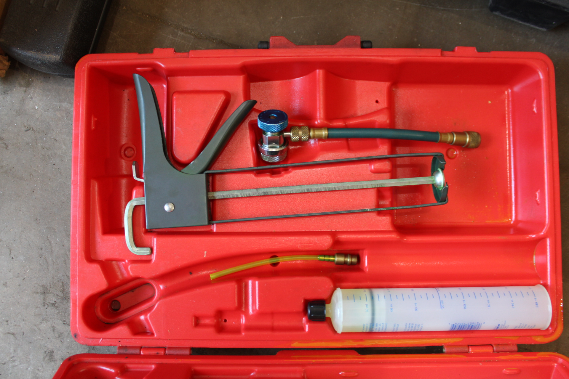 Kent Moore A/C Oil Injection Kit #5449 | Auctionninja.com