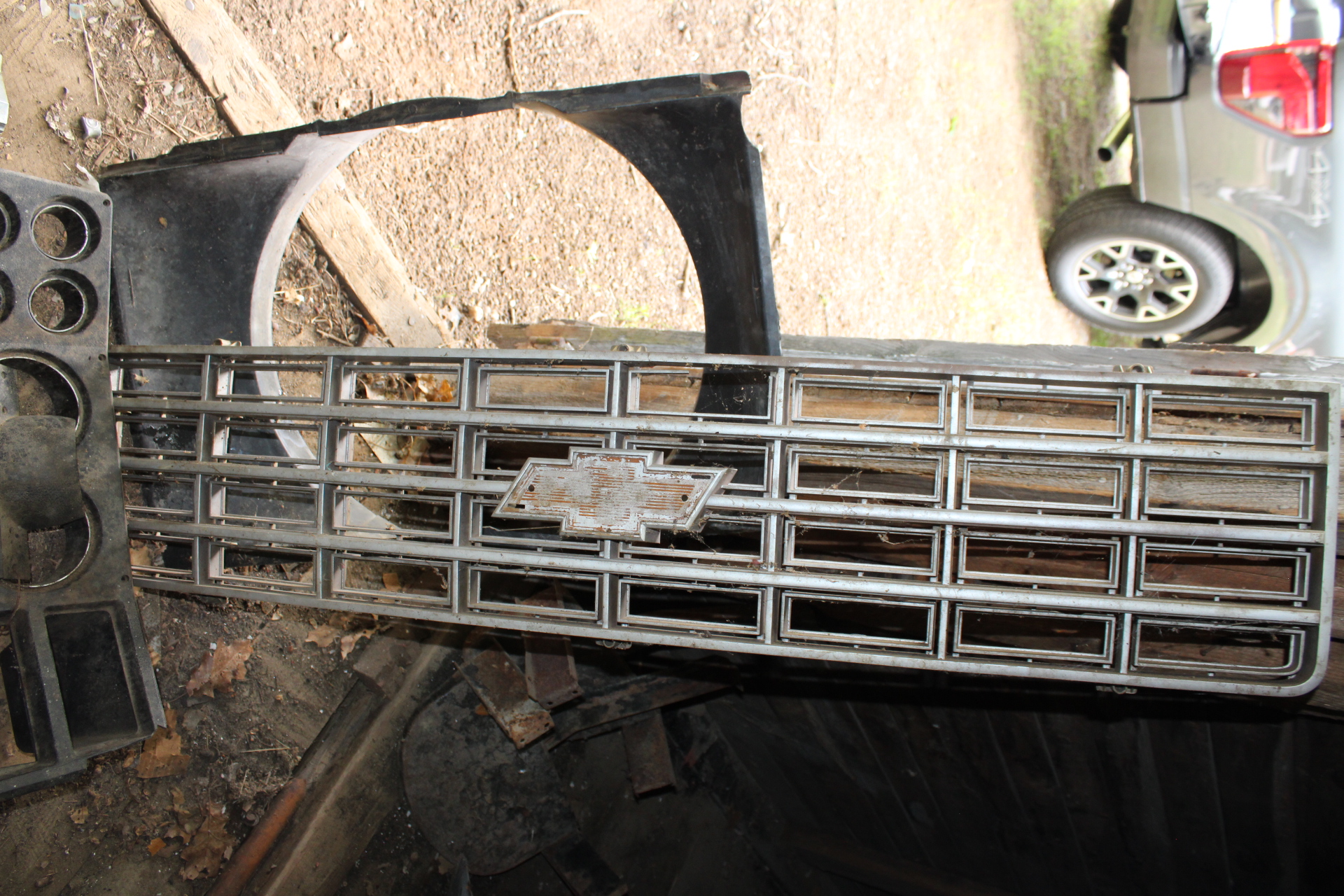 Misc Square Body Parts #5686 | Auctionninja.com