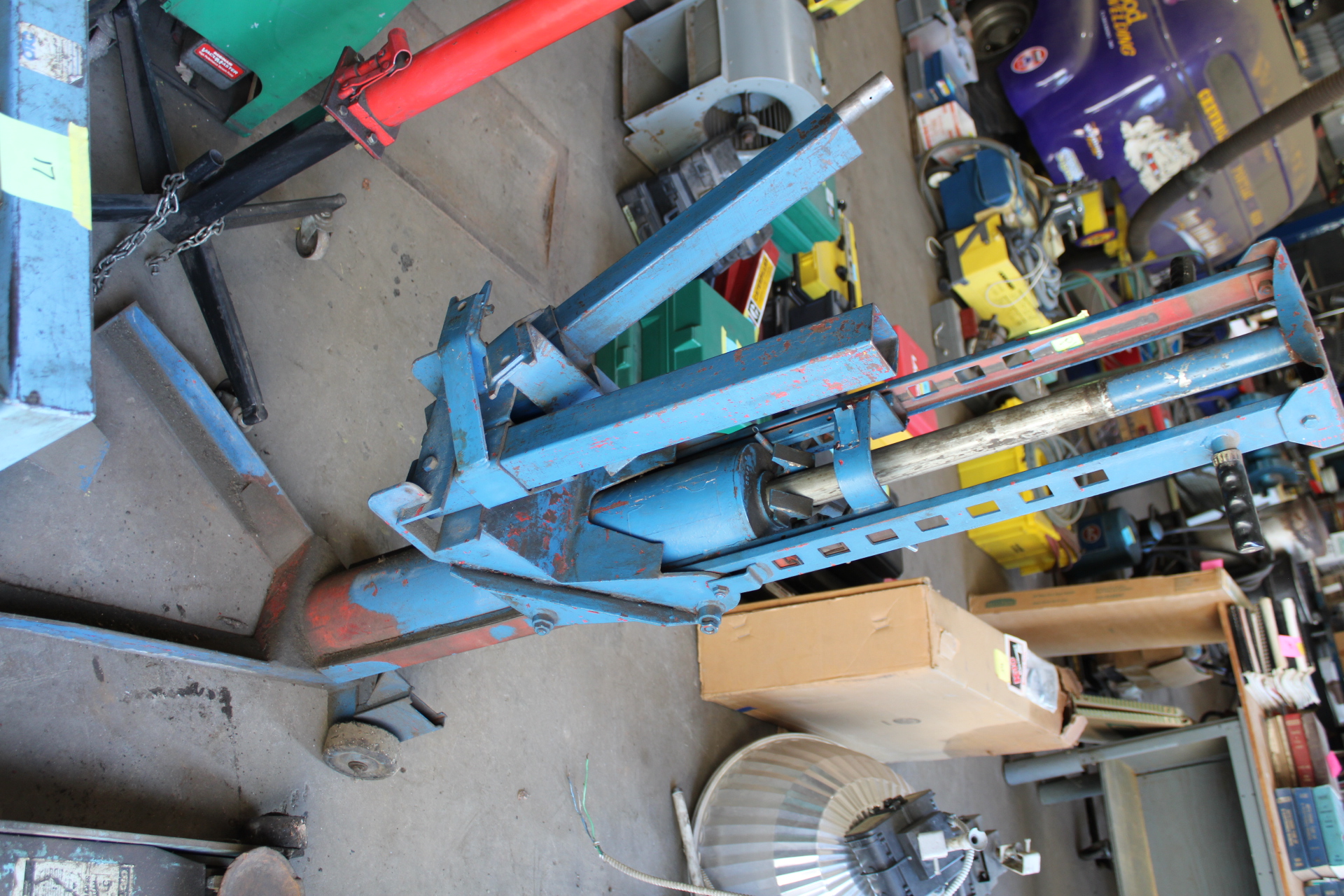 Grey Air Bumper Jack #5416 | Auctionninja.com