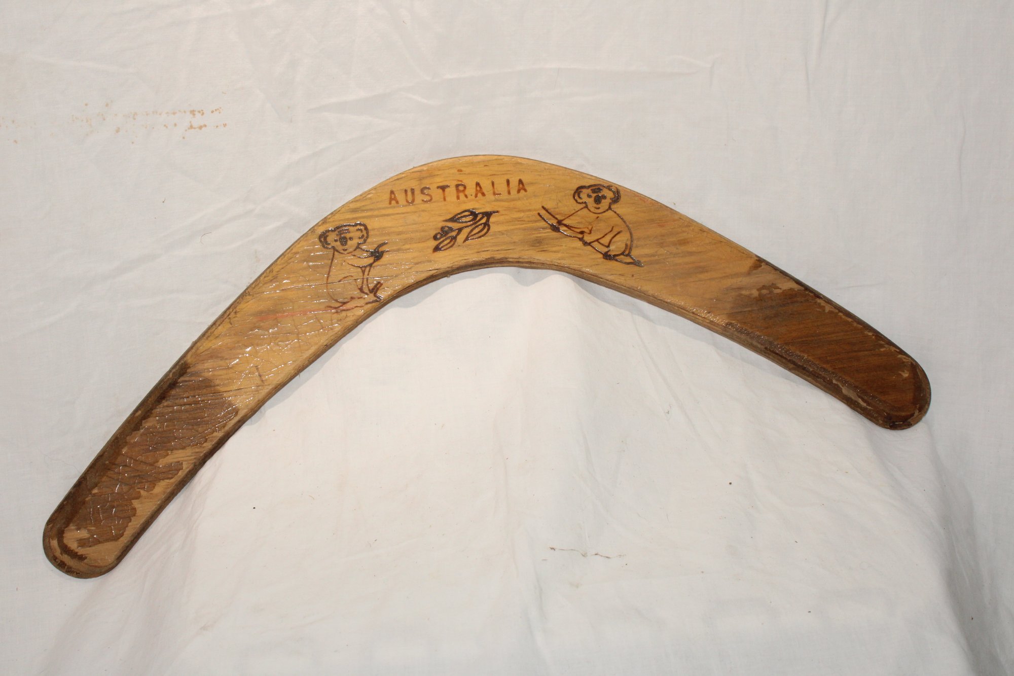 Vintage Australian Boomerang #2092 | Auctionninja.com