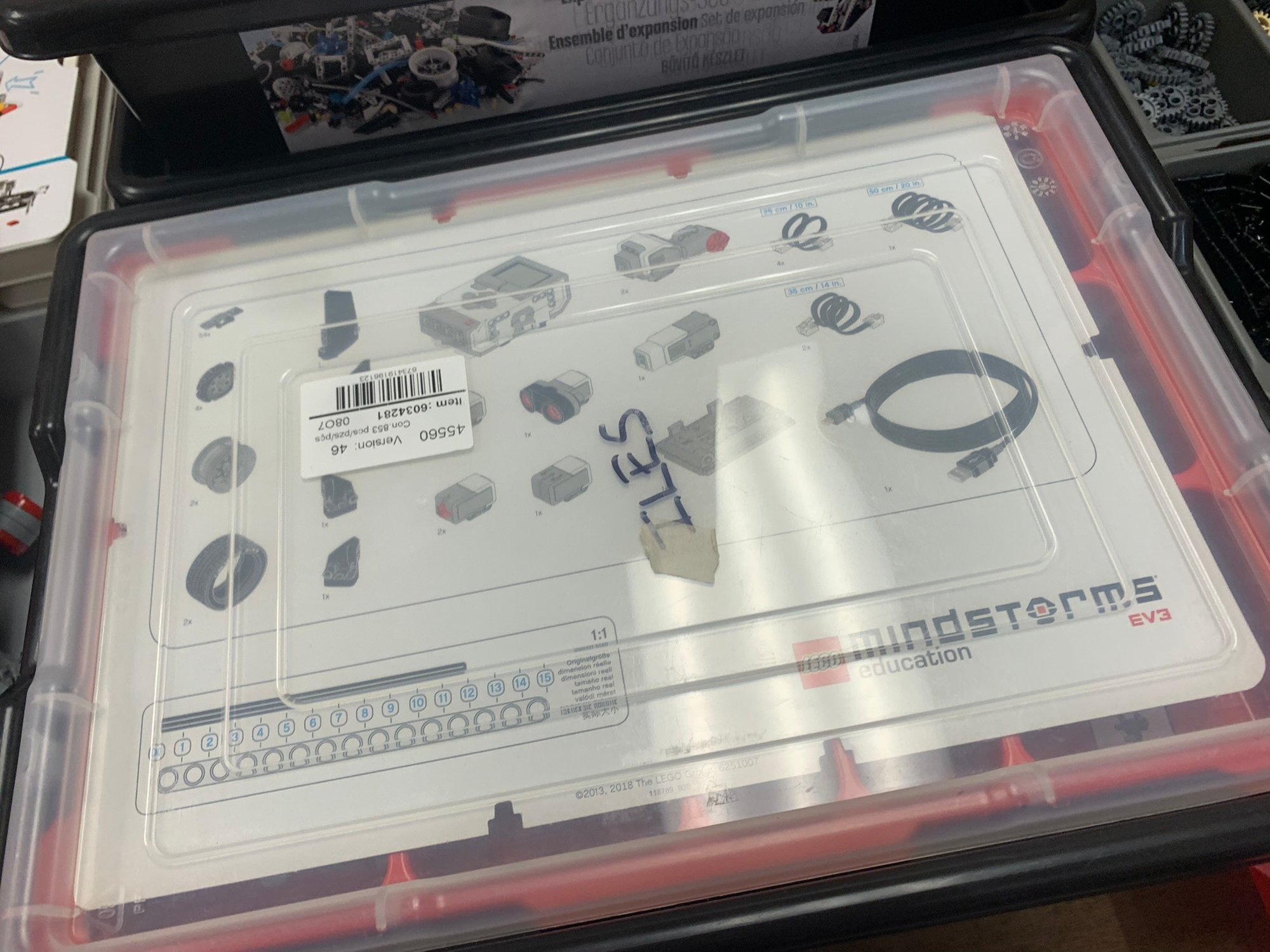 HUGE LOT OF LEGO MINESTORM #7849 | Auctionninja.com