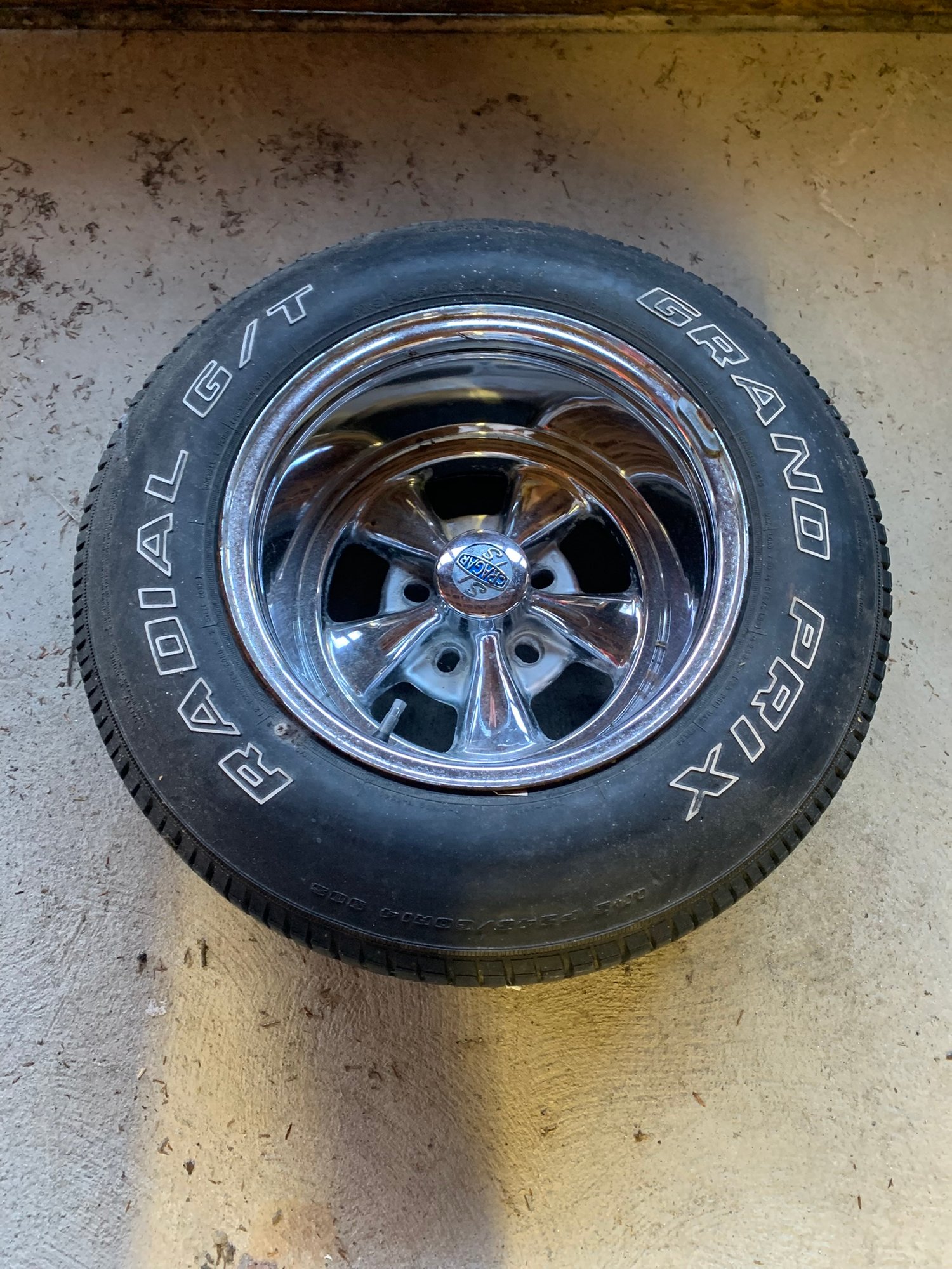 SET OF 4 TIRES WITH CRAGAR SS RIMS #4764 | Auctionninja.com