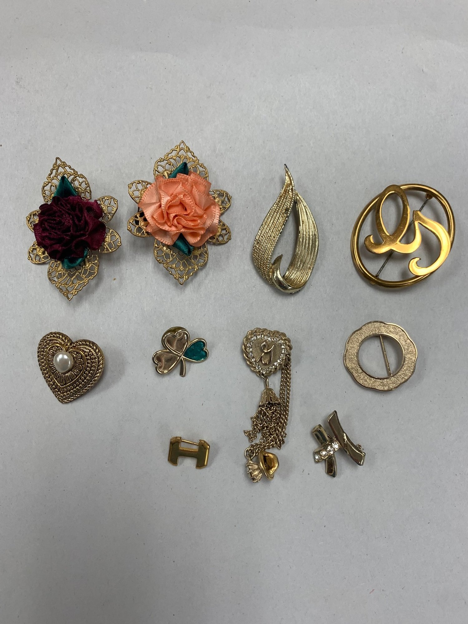 MISC. BROOCH/PIN LOT #5 #6876 | Auctionninja.com