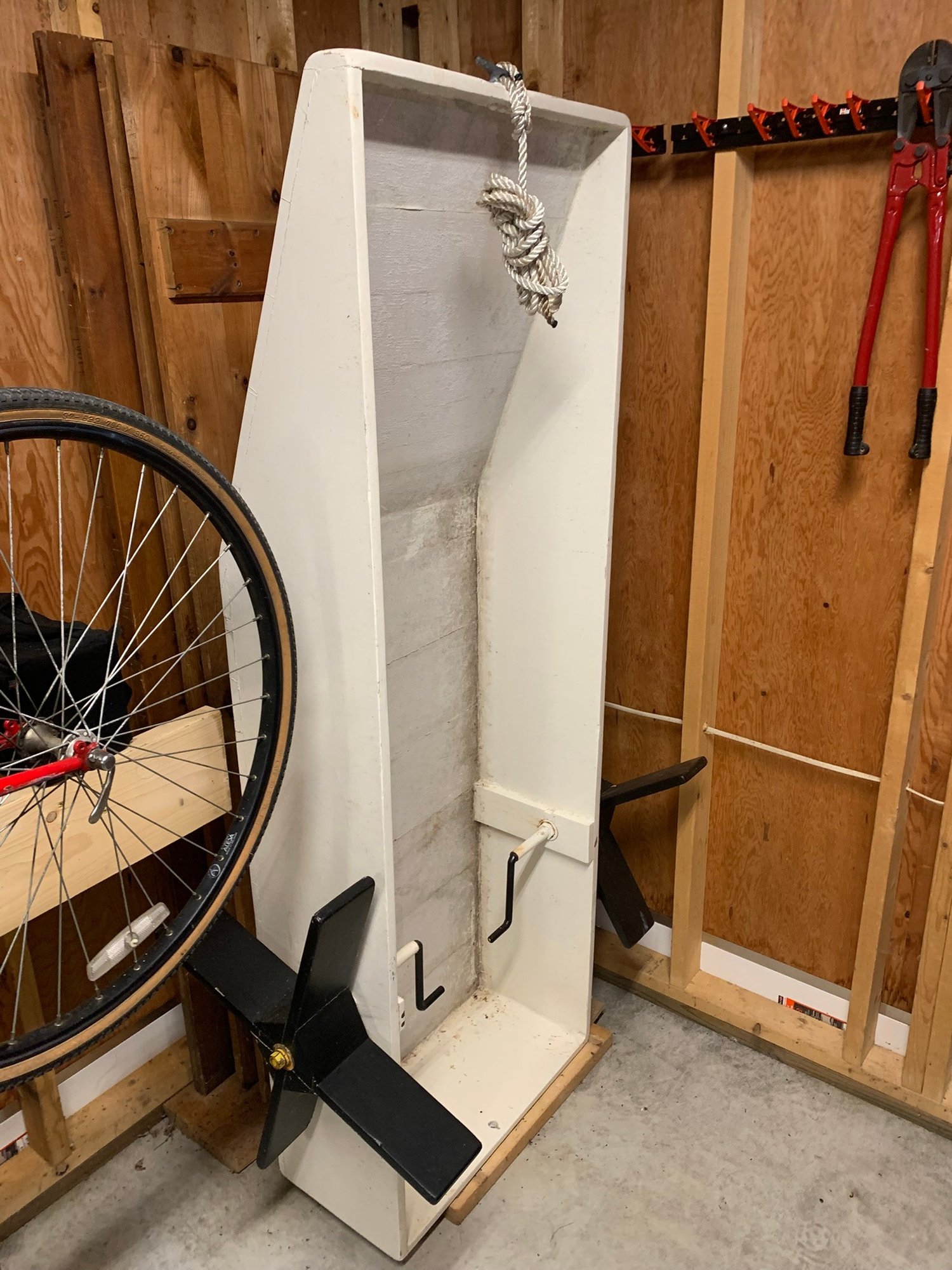 6' HANDMADE PADDLE BOAT #7004 | Auctionninja.com