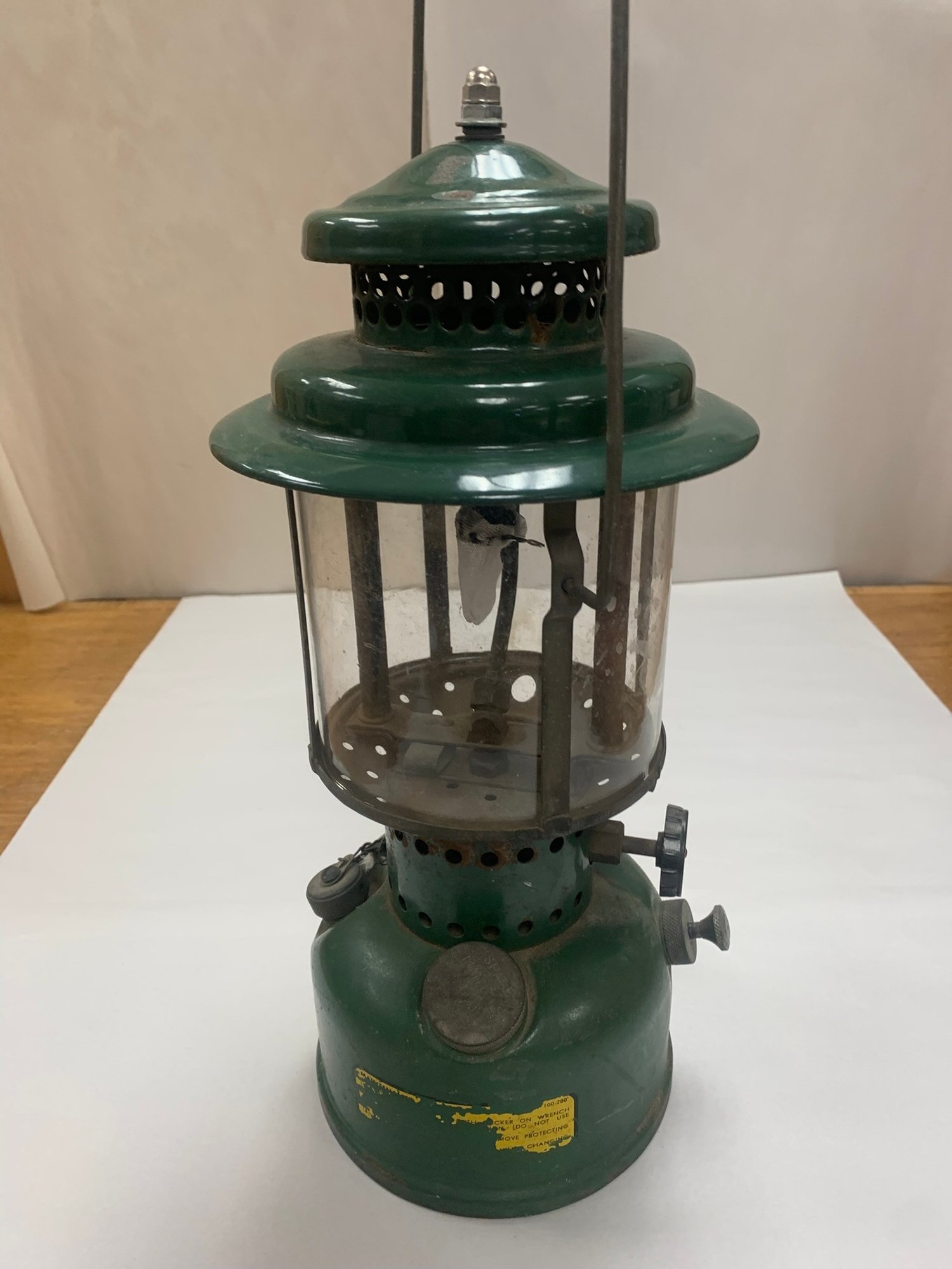 1944 ARMY/MILITARY COLEMAN LANTERN, 15"H #10469 | Auctionninja.com