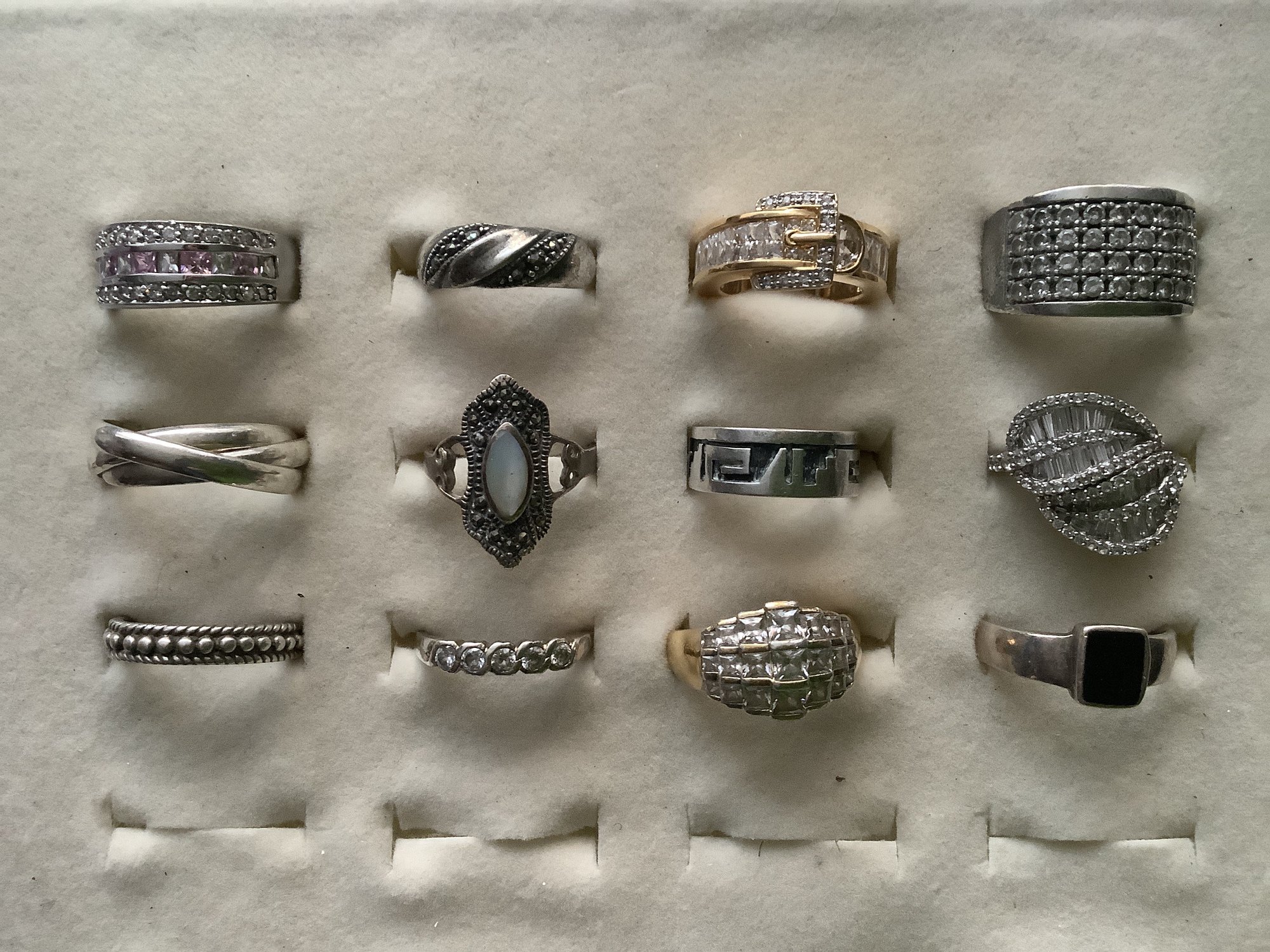 Lot Of 12 Sterling Silver Rings To Wear Or Sell 62 Grams Boutique ...