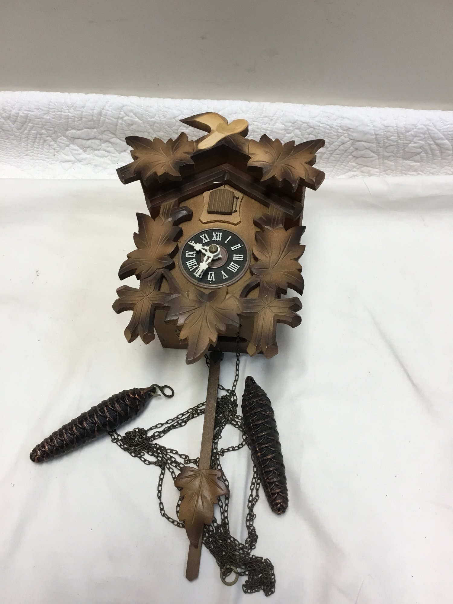 Small Cuckoo Clock Non Working #2263 | Auctionninja.com